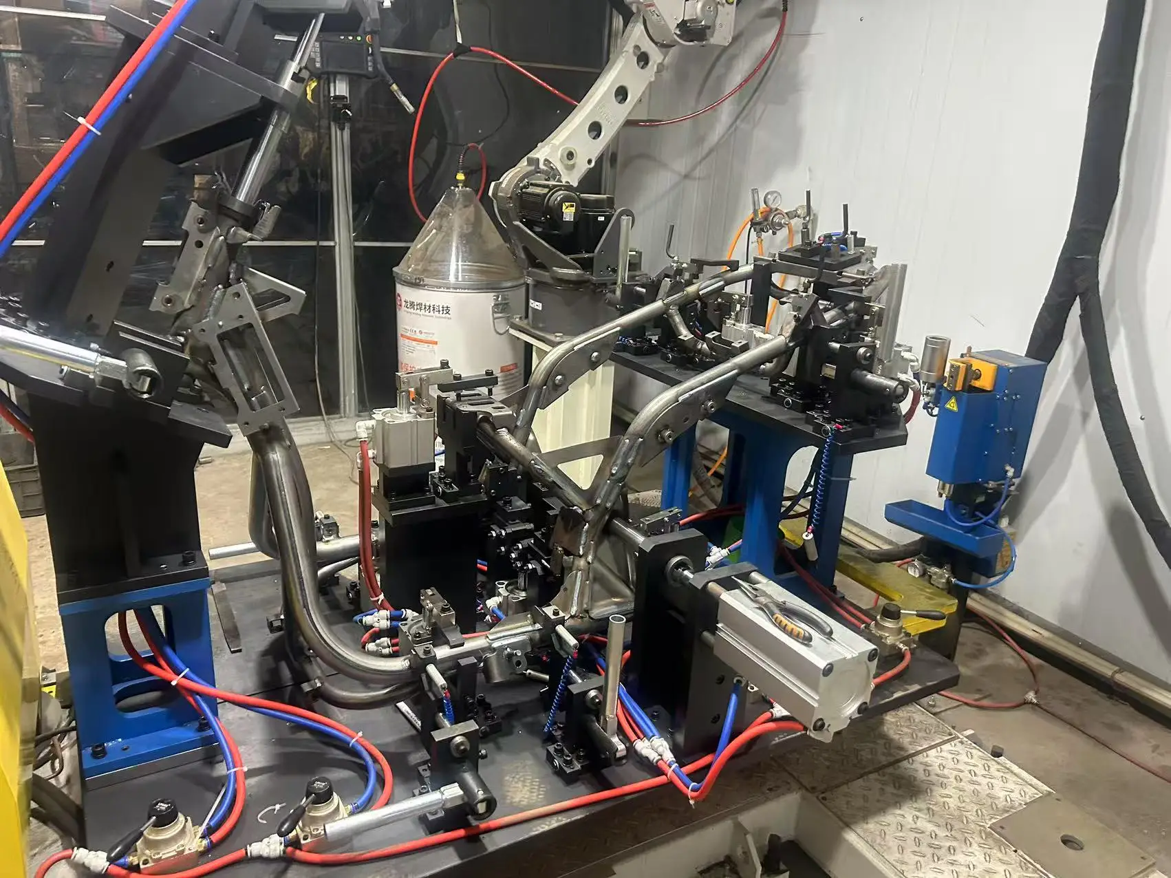 Electric Motorcycle & Vehicle Chassis Frame Stamping Machine with ...