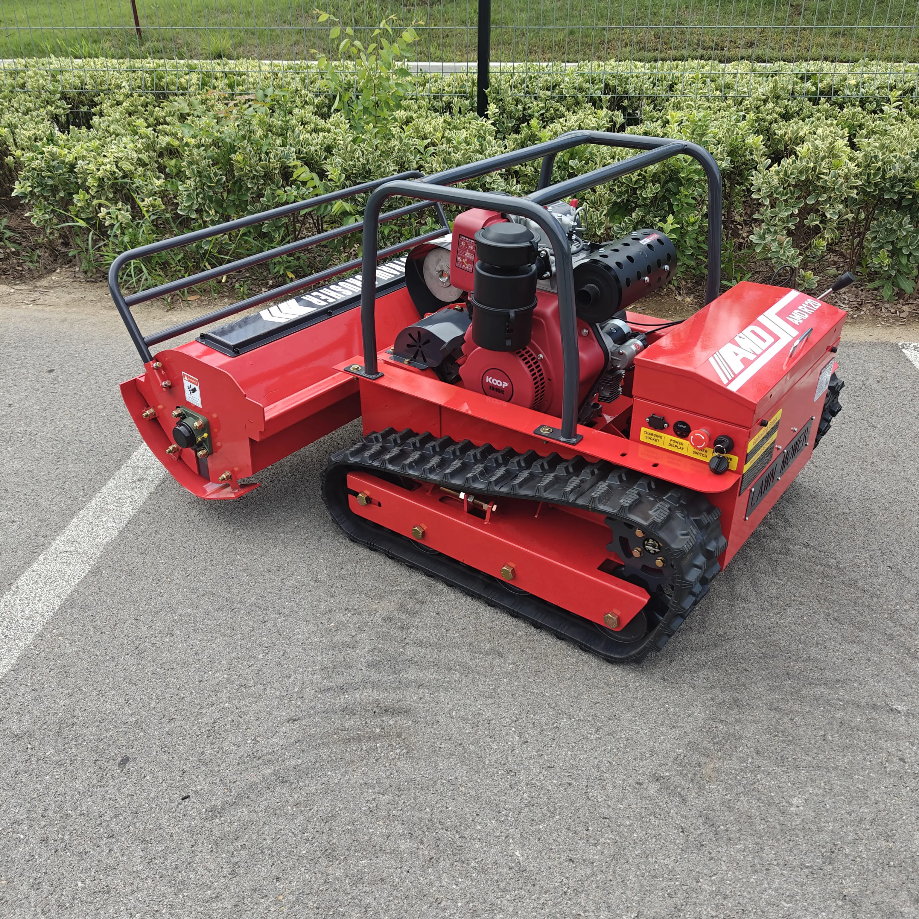 High-power Flail Lawn Mower 800mm 1000mm 1200mm Self Powered Remote ...