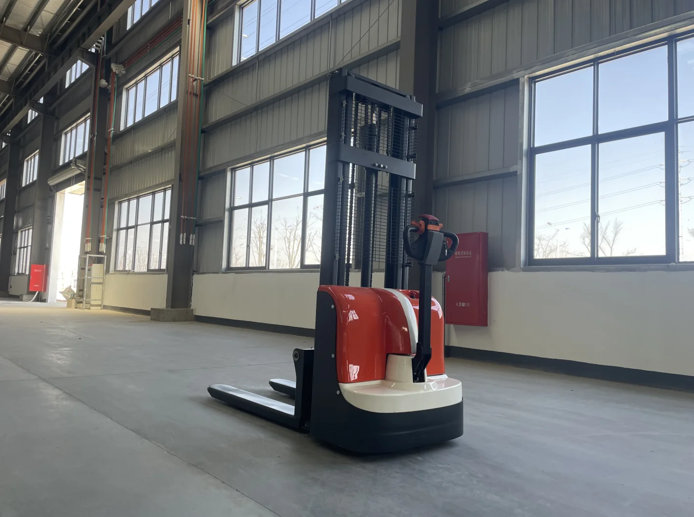 Shuncha 3m Lifting Electric Pallet Stacker Electric Stacking Truck ...