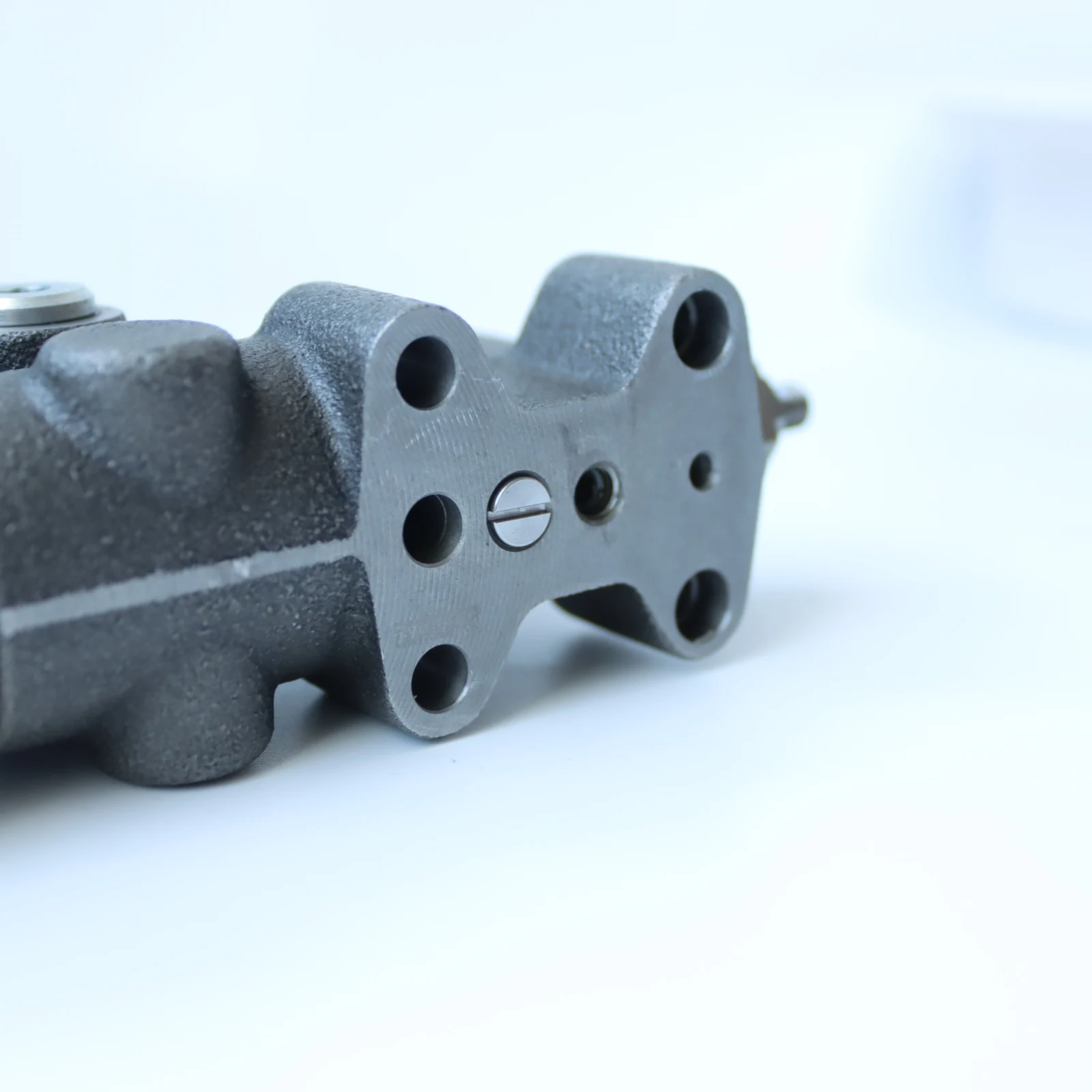 Control Valve 15043827 For Volvo Parts Excavator Wheel Loader - Buy ...