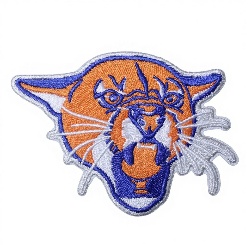 Custom Fashionable Iron-on Embroidery Patches for Baseball Uniforms and ...
