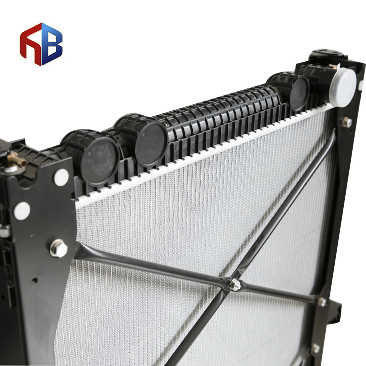 OE 2591559C91 - Reliable Radiator for Freightliner Columbia