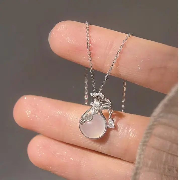 Nniche Design, Light Luxury Niche Necklace, Women's New High-end ...