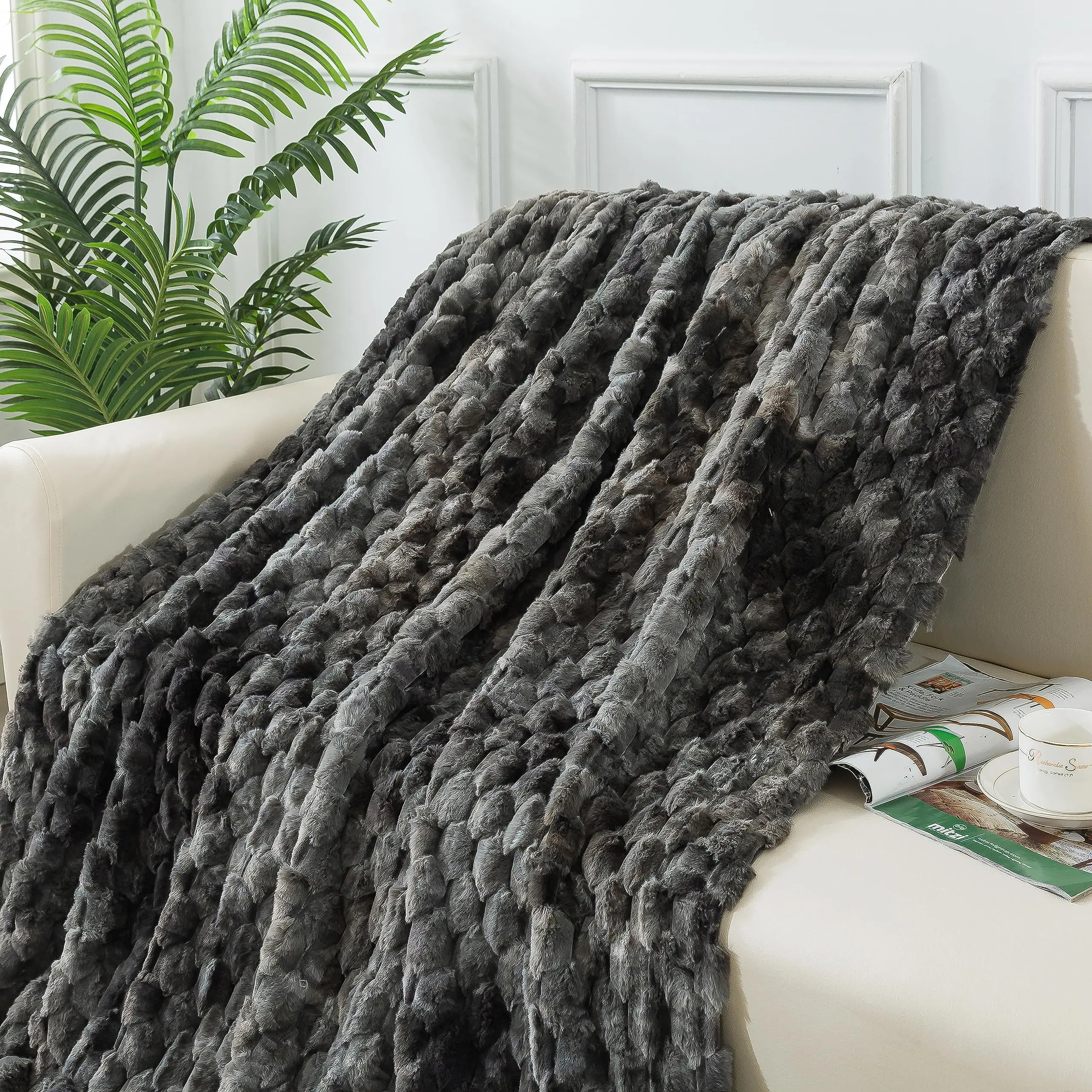 Factory Diamond Pattern Jacquard faux rabbit fur with crystal velvet ...