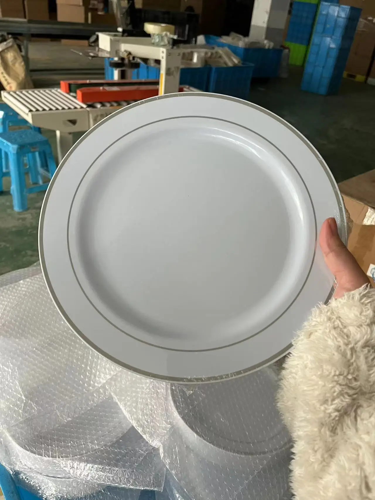 Fancy Disposable Plates with Cutlery - Perfect for Parties