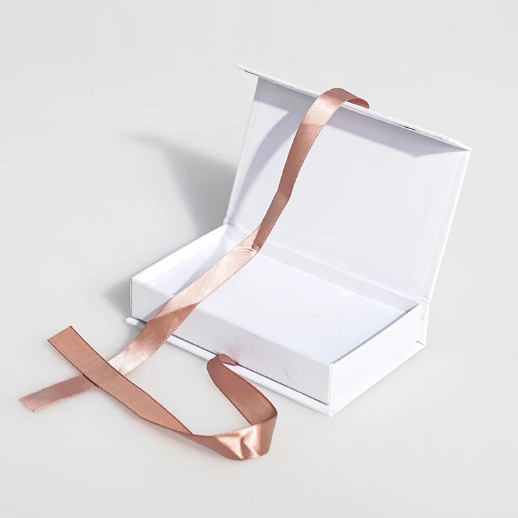 Custom White Luxury Cardboard Skin Care Cosmetics Makeup Magnetic Paper ...