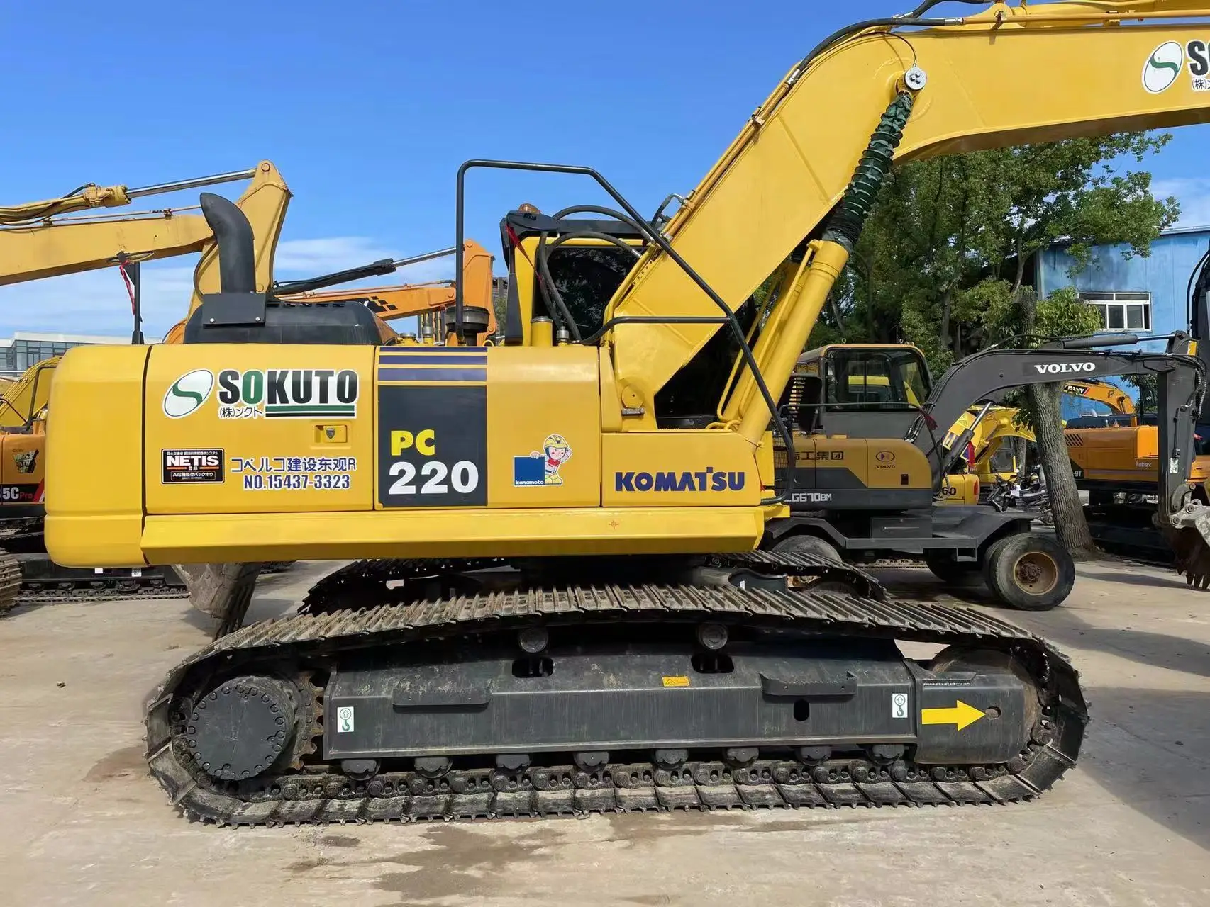 Used Komatsu Excavator Pc220-8 Crawler Digger Secondhand 22t Original ...