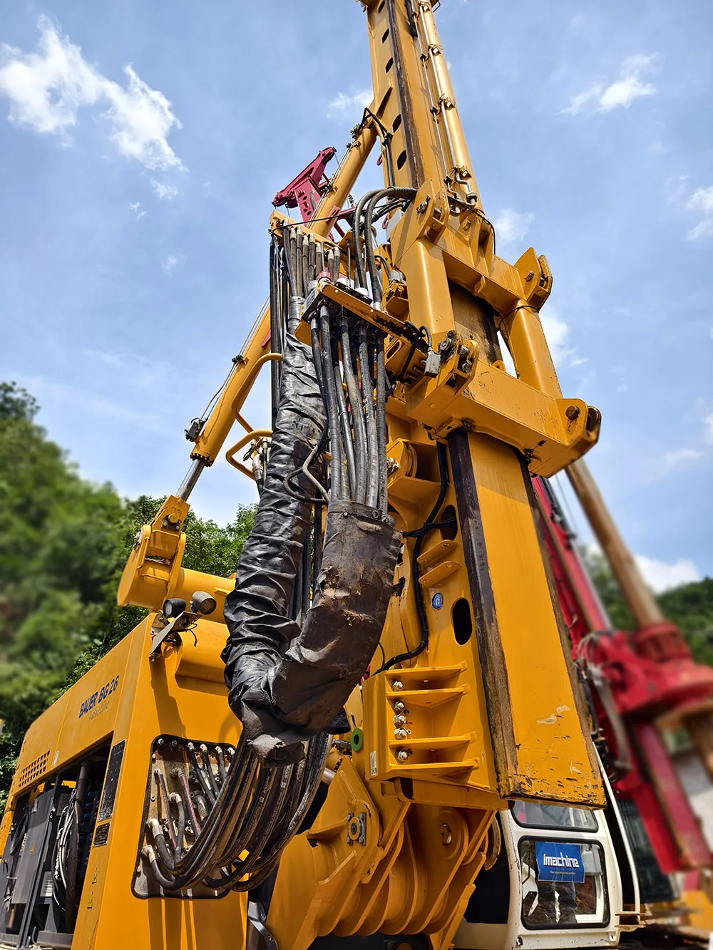 Alibaba.com: Bauer BG26 Hydraulic Crawler Rotary Drilling Rig, used ...