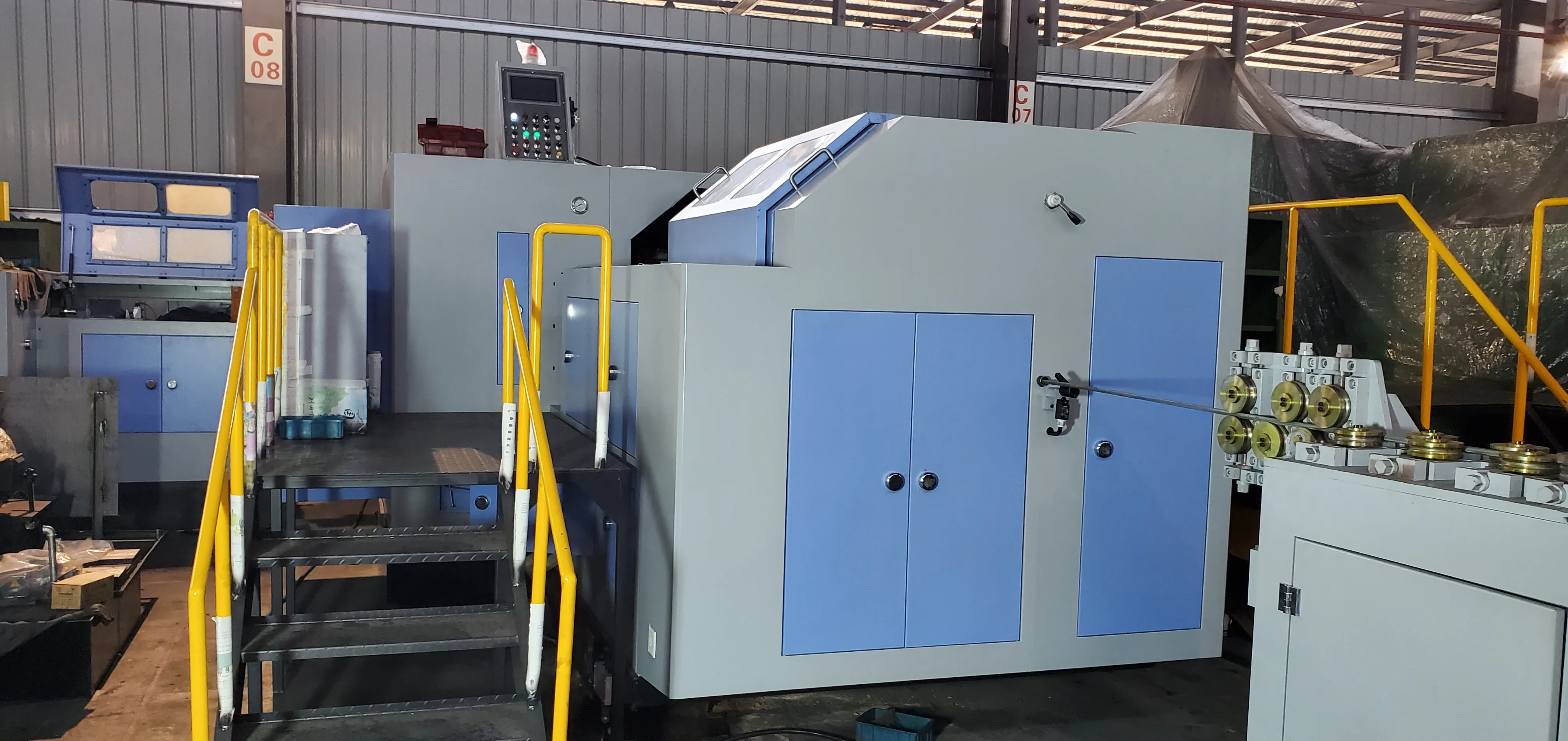 Big Diameter Cold Former Machine Harbin Rainbow Cold Heading Machine ...