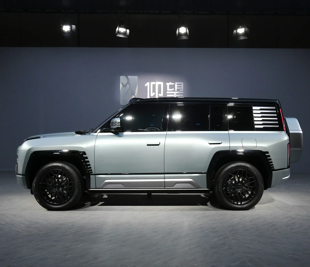 2023 Chinese Luxury Hybrid Electric Suv Byd Top Brand Byd Yangwang U8 ...