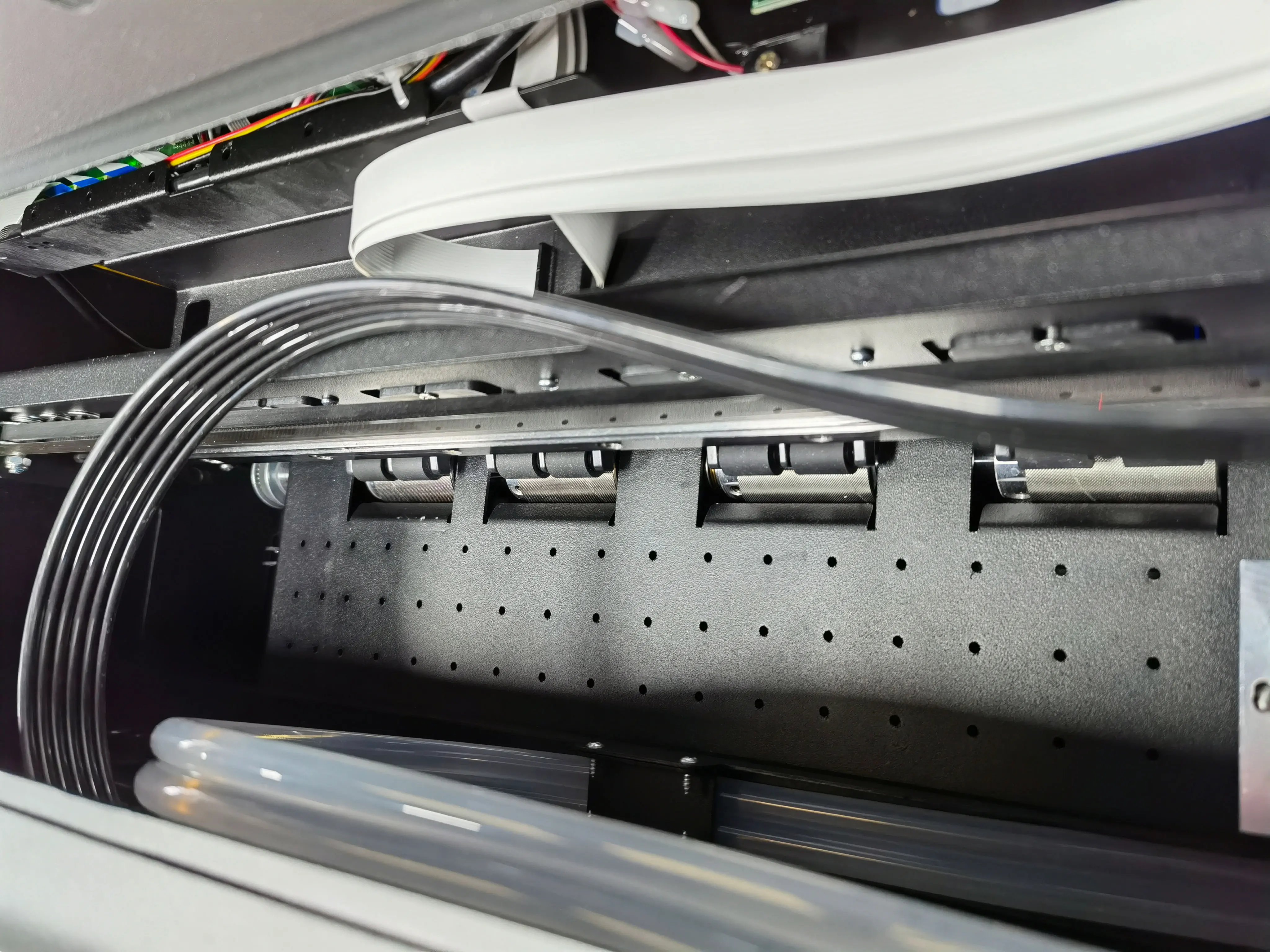 A3 Cmyk Vw Cmyklmlc Roll To Roll Digital Uv Color Sticker Color Label ...