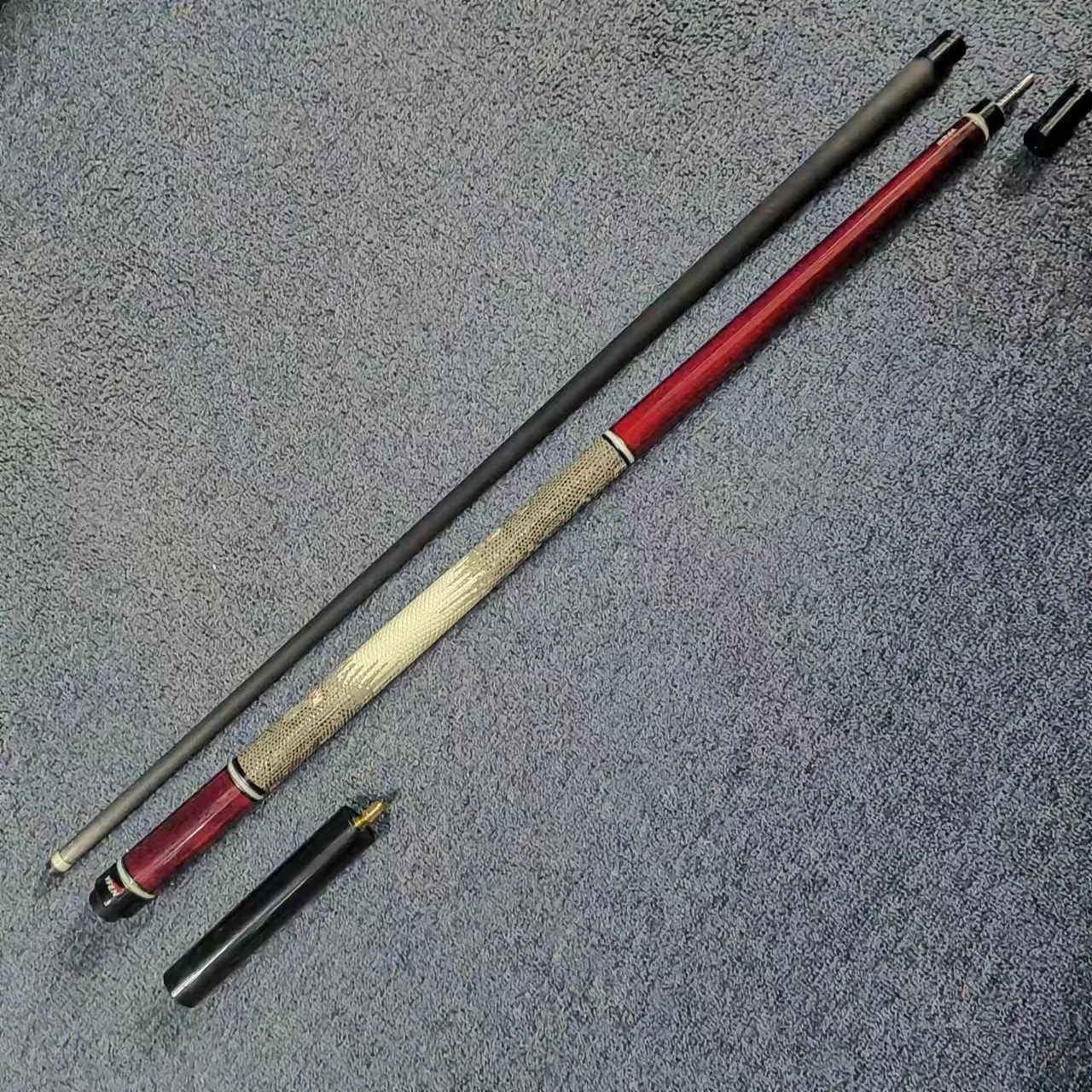 Yfen M10 Pool Cue - Premium Carbon Fiber & White Leather