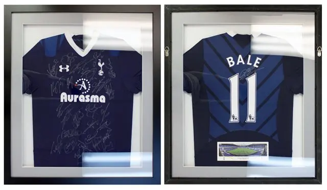 Double Jersey Frame - Stylish Display for Sports Fans