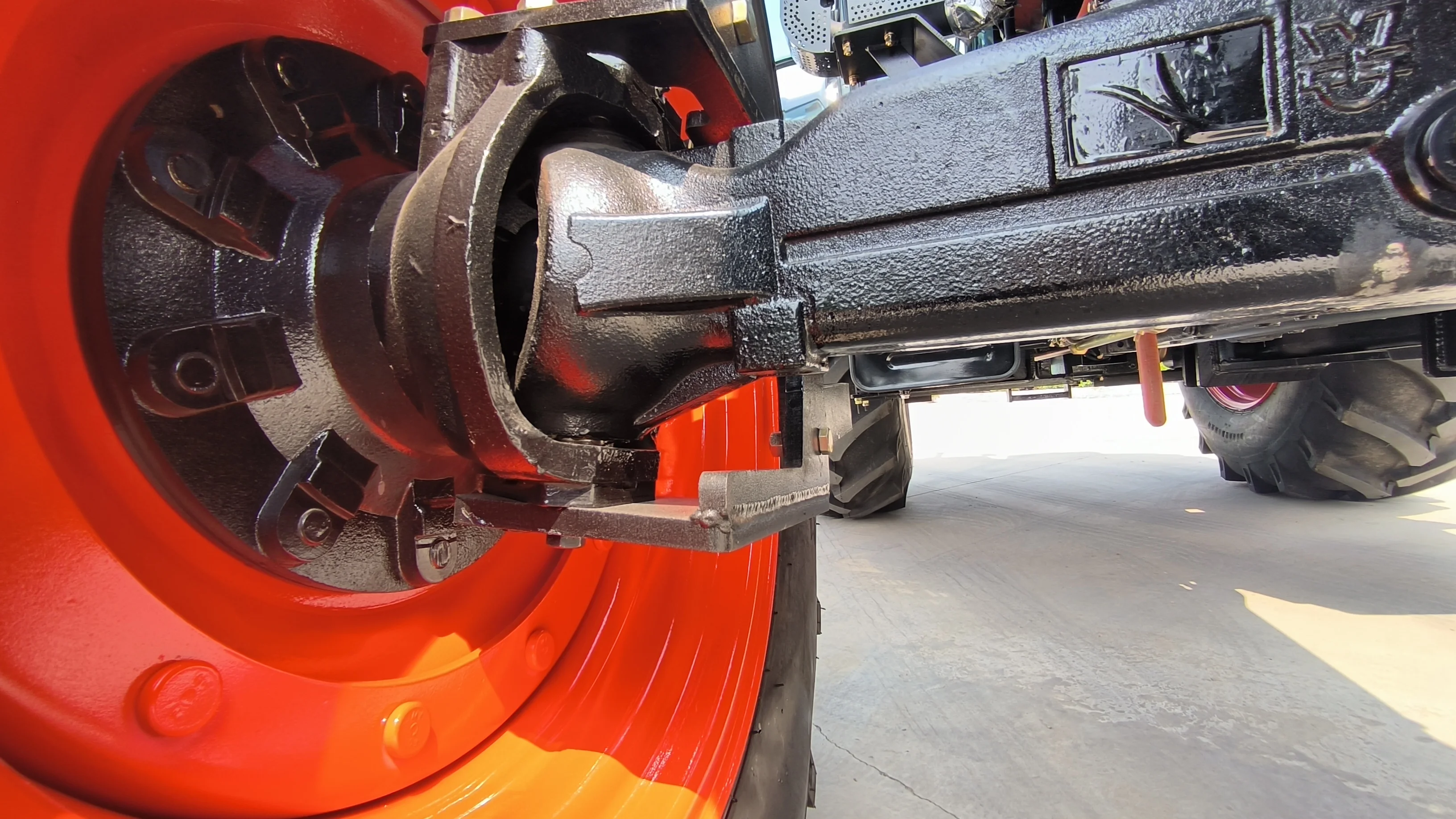 280hp Chinese Tractors for Agriculture - Reliable & Versatile