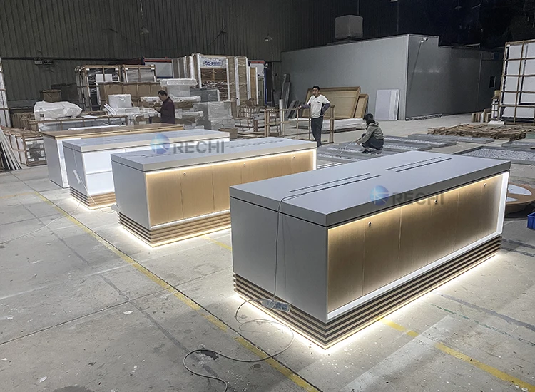 RECHI Custom Smartphone Store Design Display Furniture