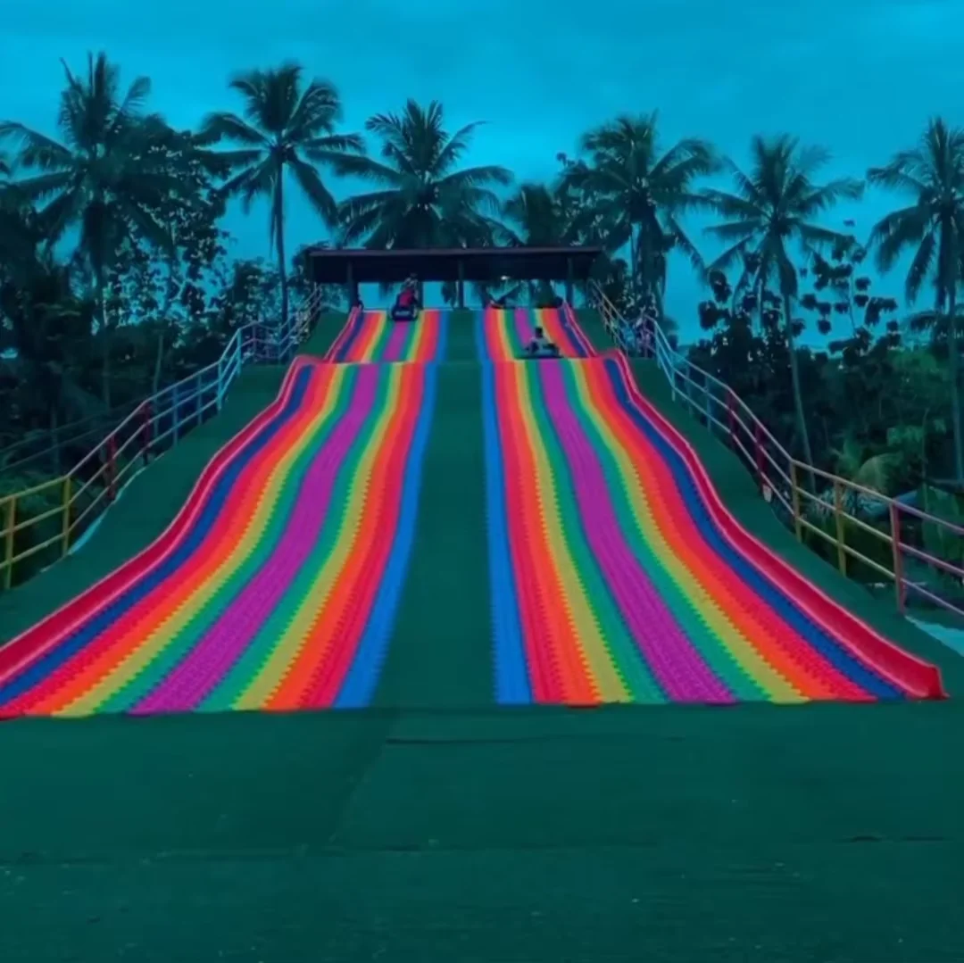 Hot Sale New Plastic Rainbow Slide for Outdoor Fun