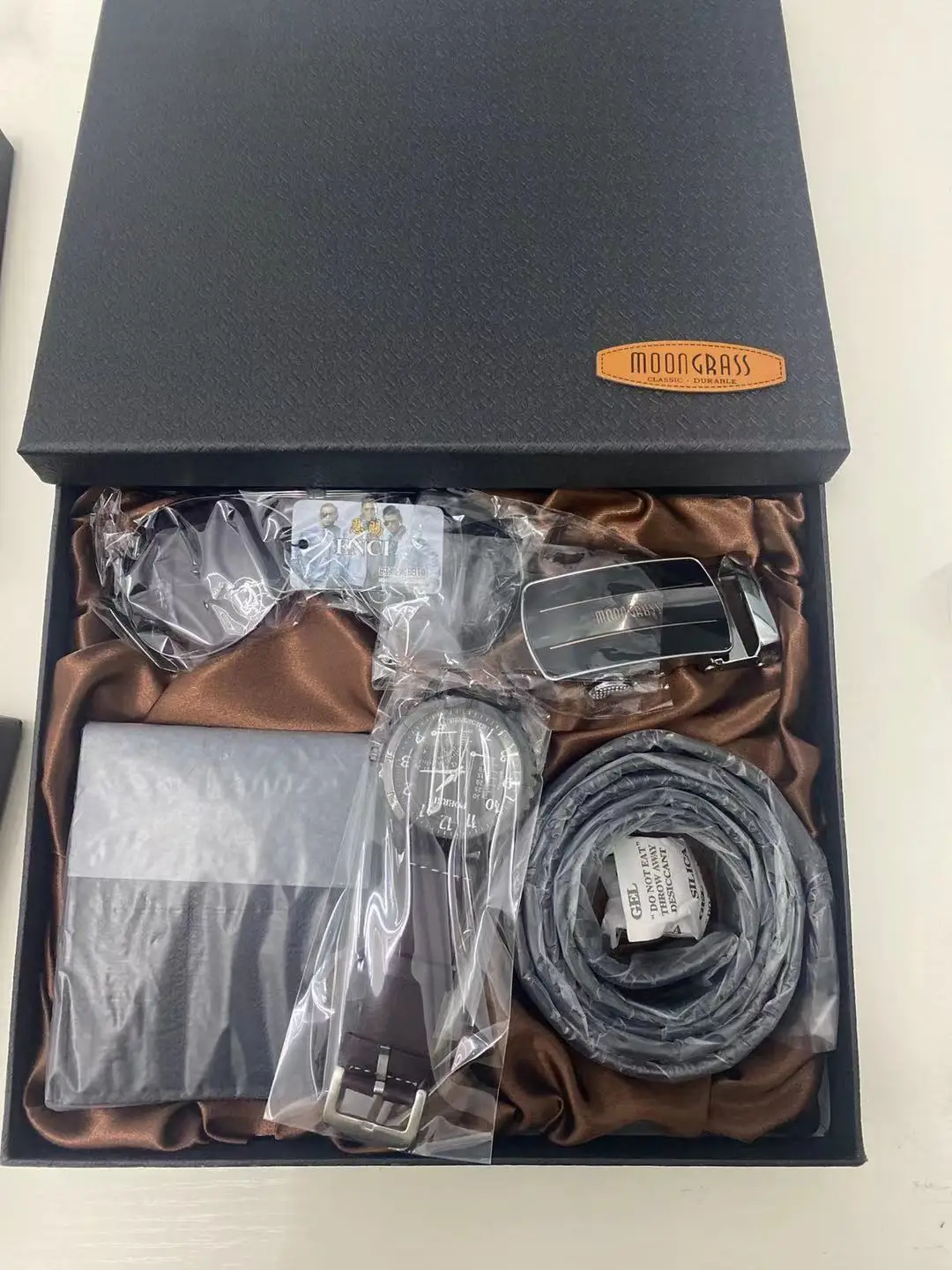 Luxury Fashion Business Tie Perfume Wallet Belt Leather Strap Men Wrist ...