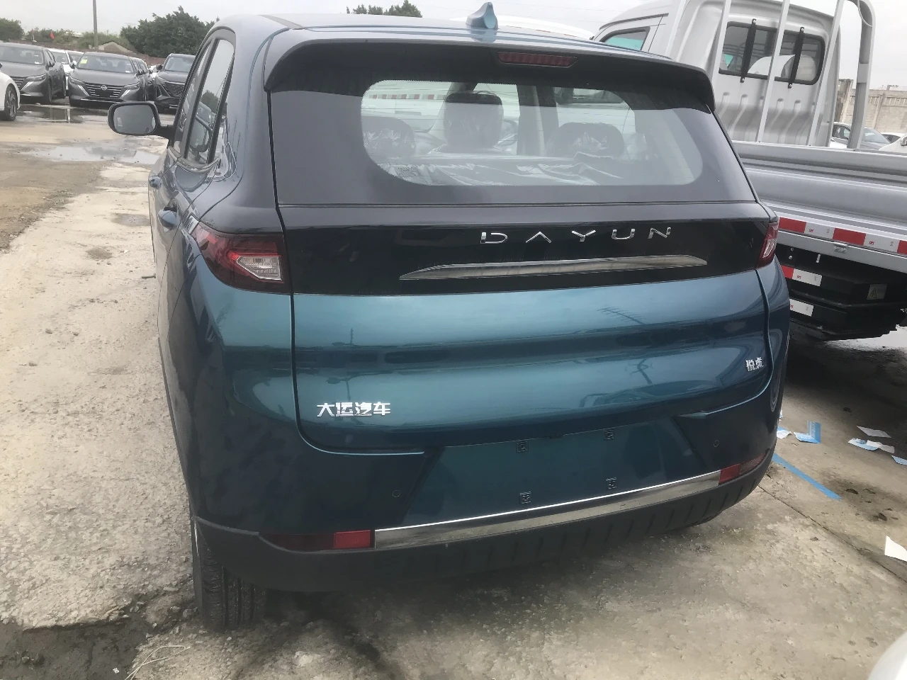 Dayun Yuehu Electric 300 Standard Version Car Dayun Yuehu 5 Seats High ...
