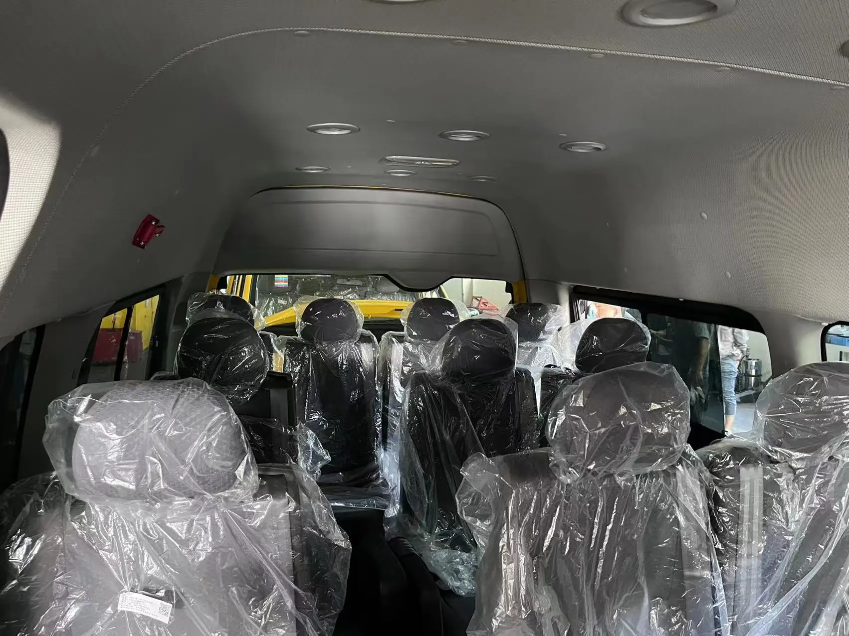 19 Seater Mini Bus for Sale - Automatic, Euro 3 Standard