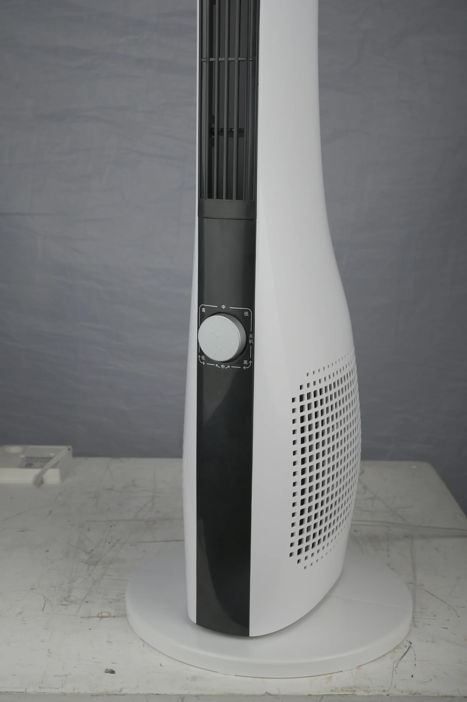 Konwin White Floor Mounted 3-Speed Bladeless Fan Invisible Tall Air ...