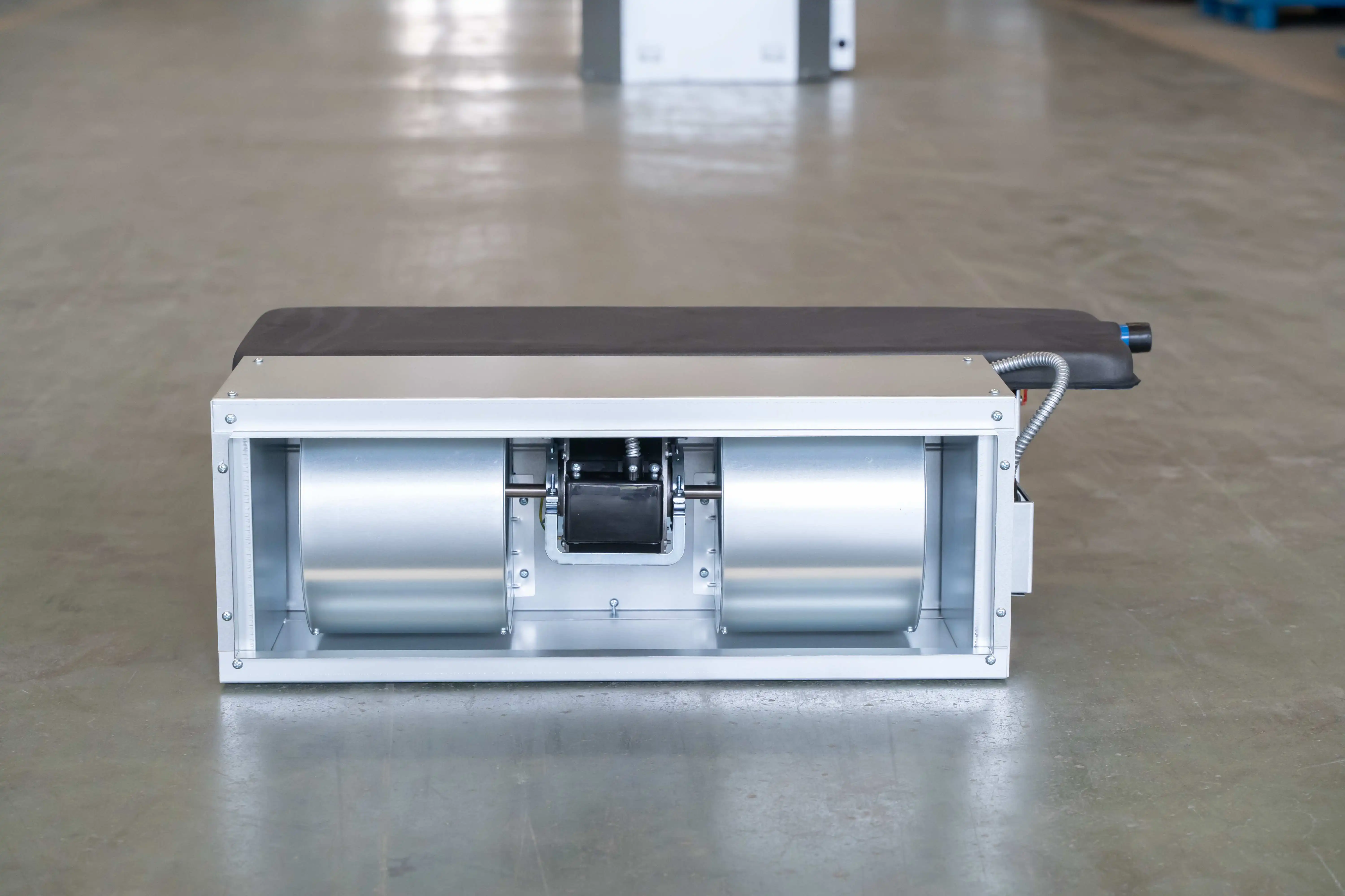 Horizontal Concealed Fan Coil Unit Duct Type Water Chiller Fan Coils ...