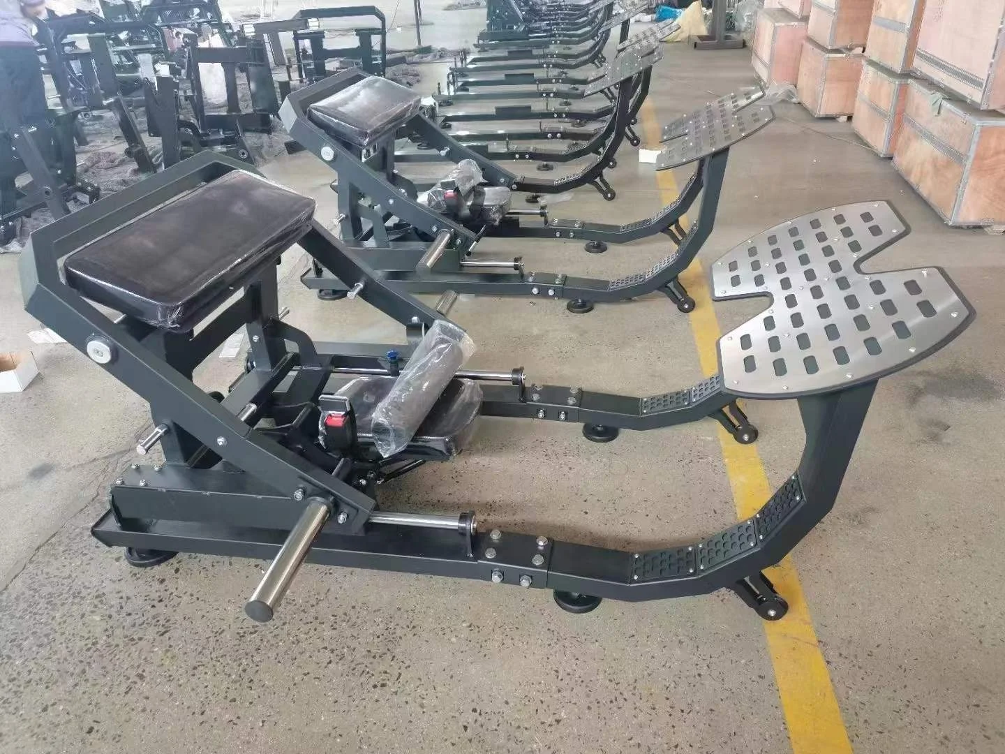 Commercial Strength Plate Loaded Gym Equipment - Hip Trust Machine