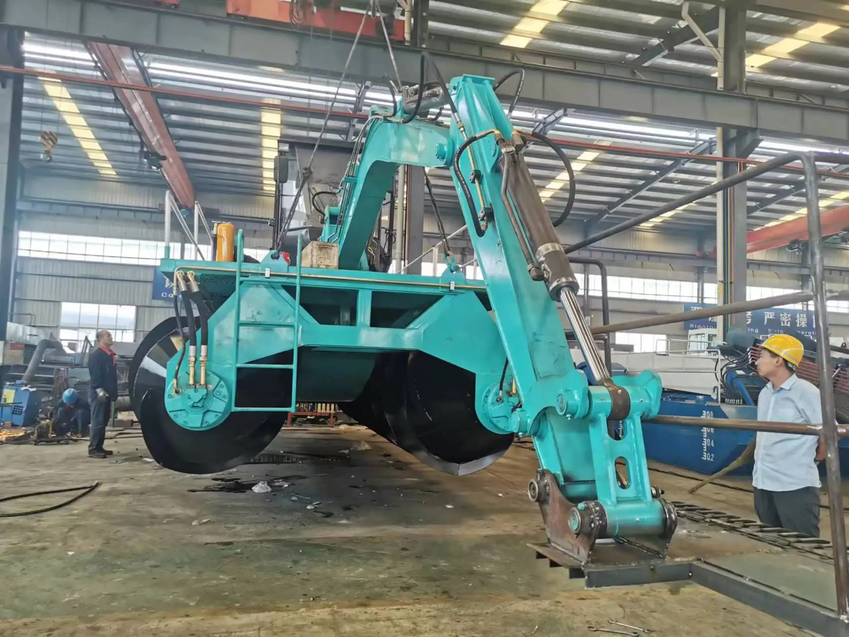 Keda Amphibious Spiral Moving Harvester Spartina Alterniflora Cutter ...