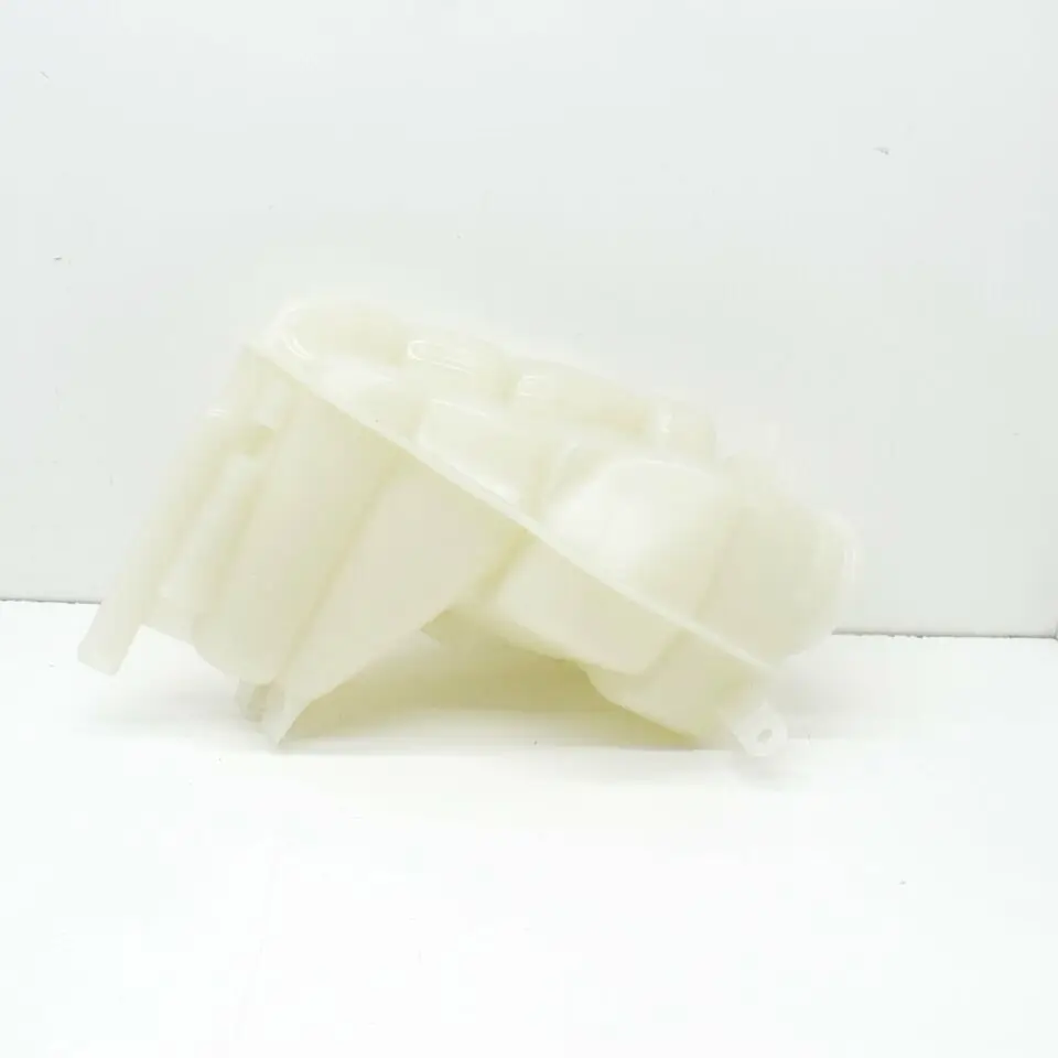 New Engine Coolant Expansion Water Tank For Porsche Panamera Oe ...