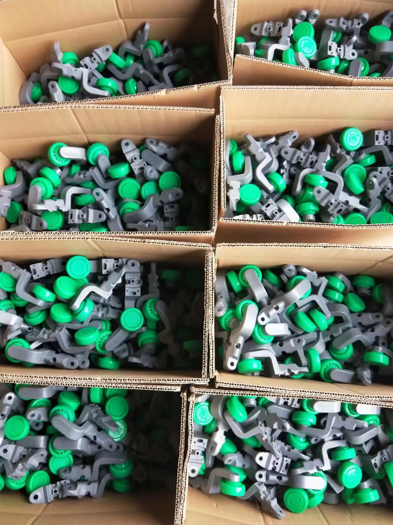 Nylon Plastic Elevated Conveyor T-shaped Trolley For Chicken And Duck ...