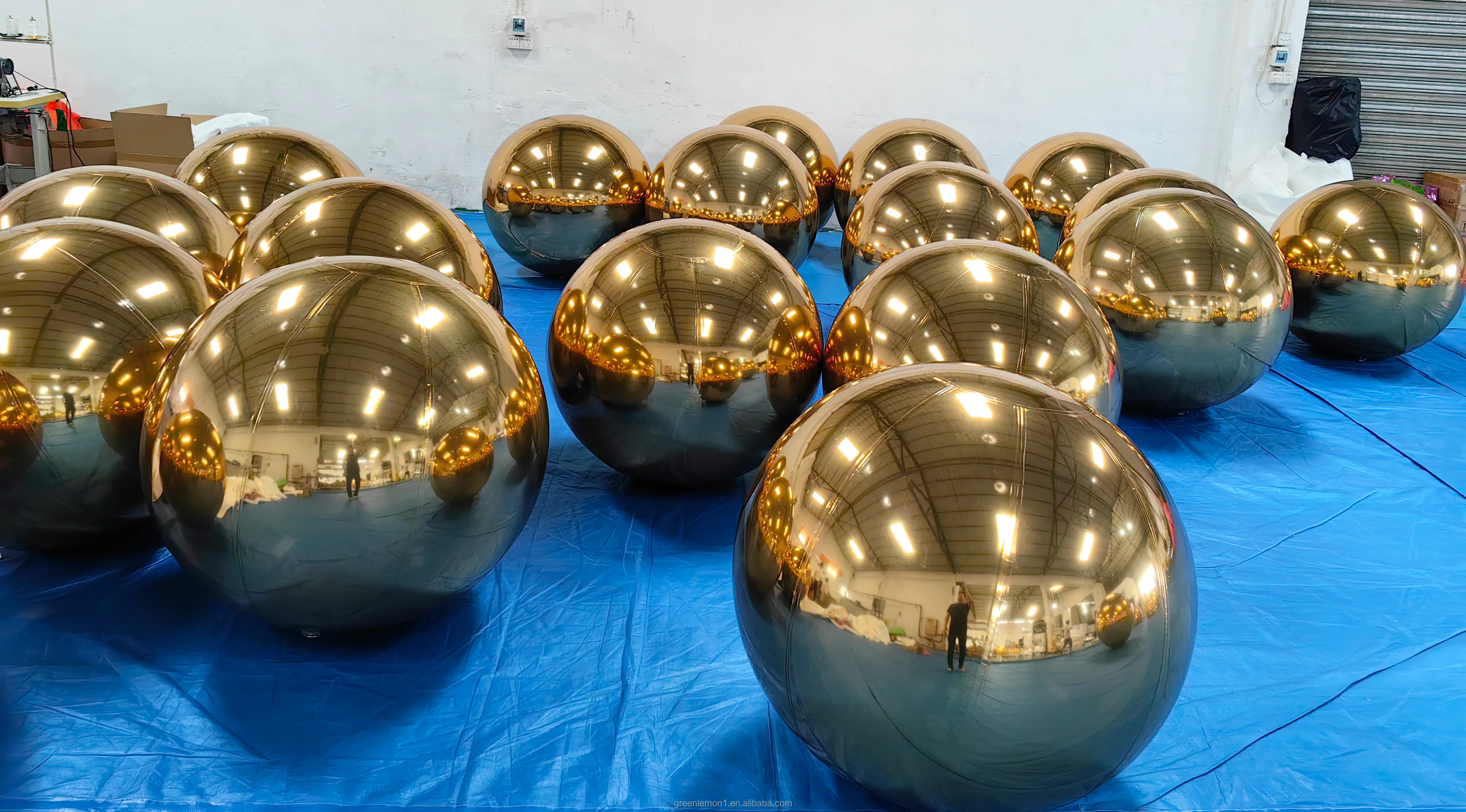 Golden Floating Sphere Mirror Balloon Giant Event Decoration Pvc Disco ...