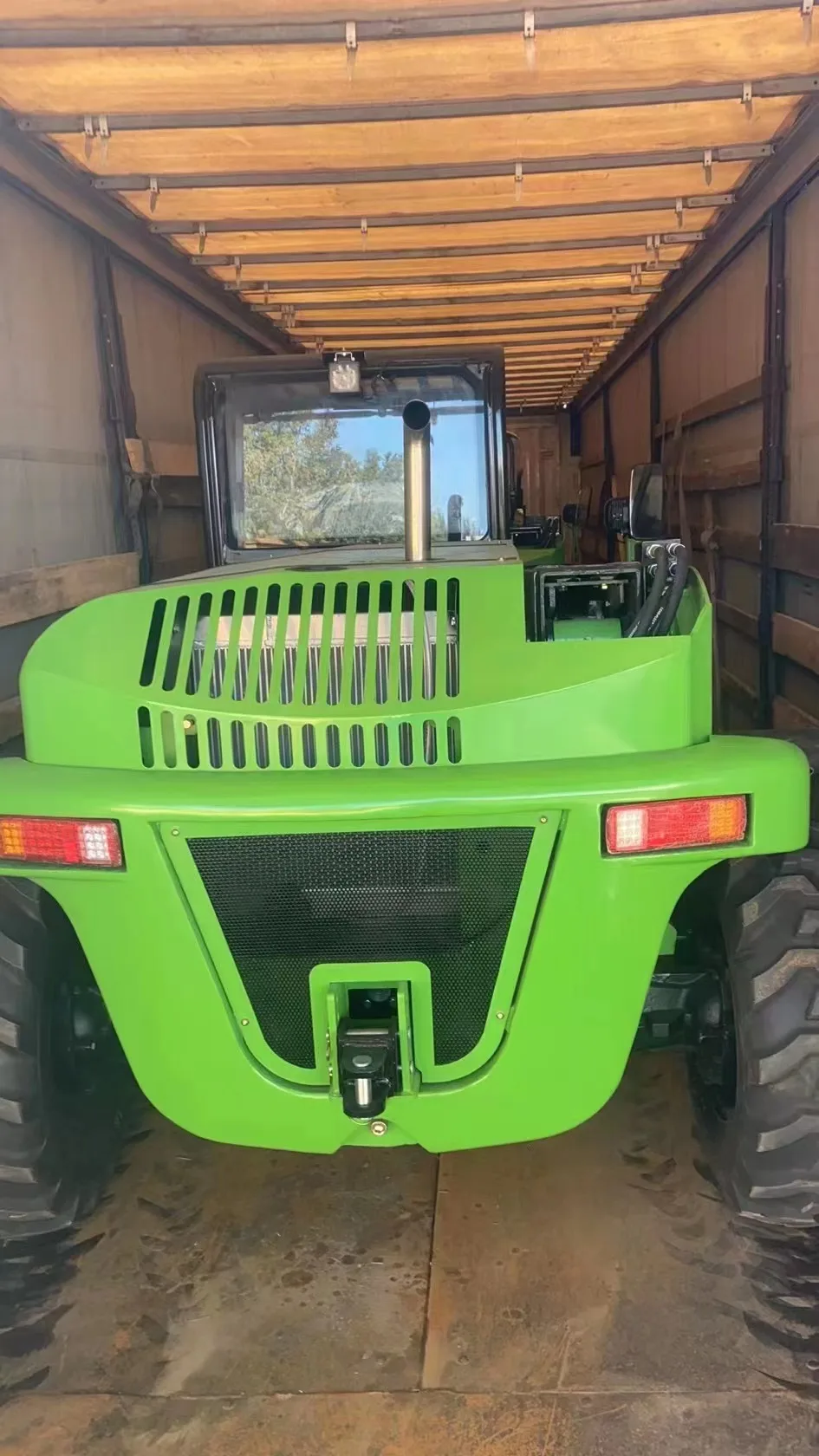Tele Handler Loader 3.5 Ton - Compact & Efficient Forklift