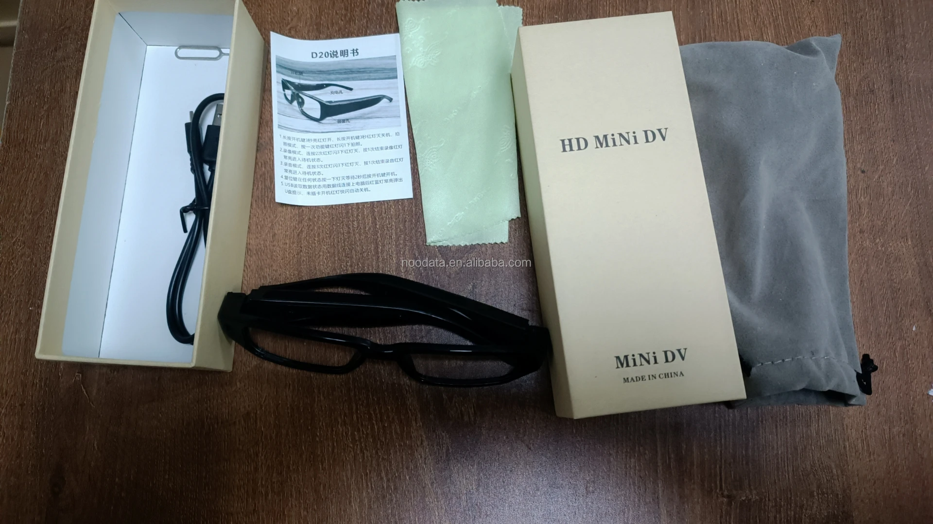 Mini Wireless Camera With Big Round Clock Wall Clock Mini Wifi Camera ...