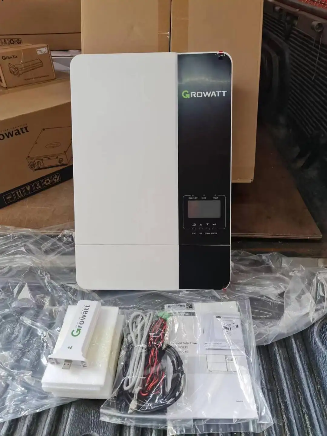 Growatt SPF5000ES - 48V 5kw off-Grid Solar Inverter for Home