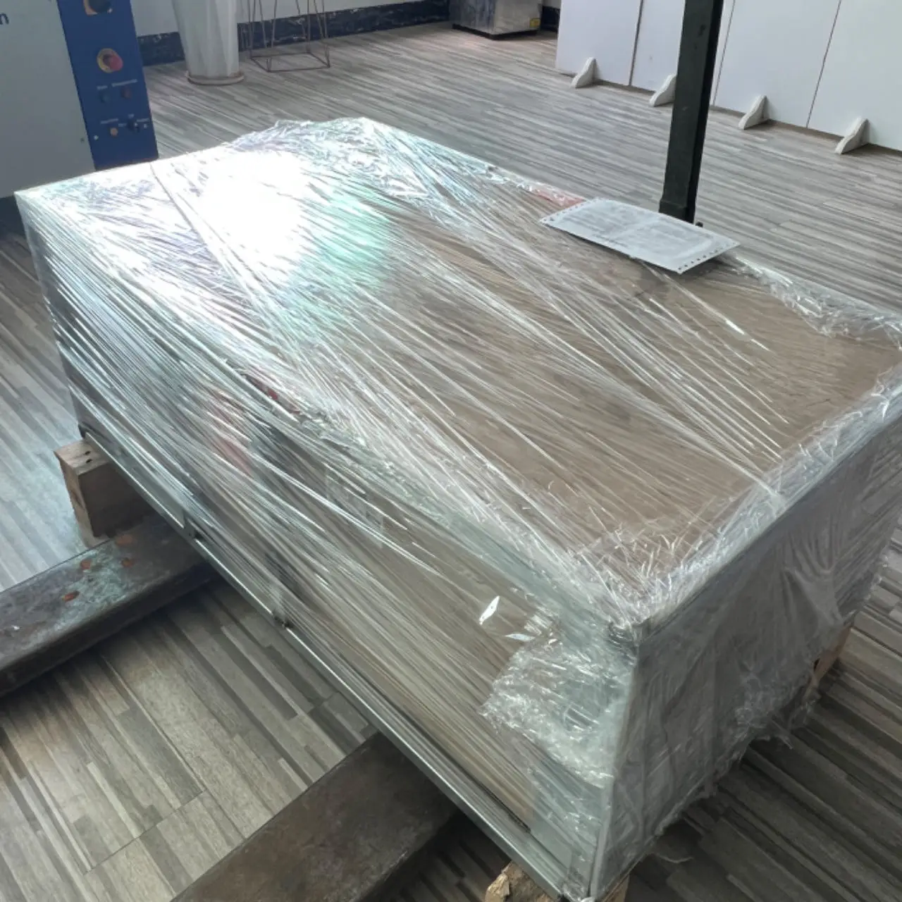 D20 F150 Laser Protective Window - Durable & Efficient