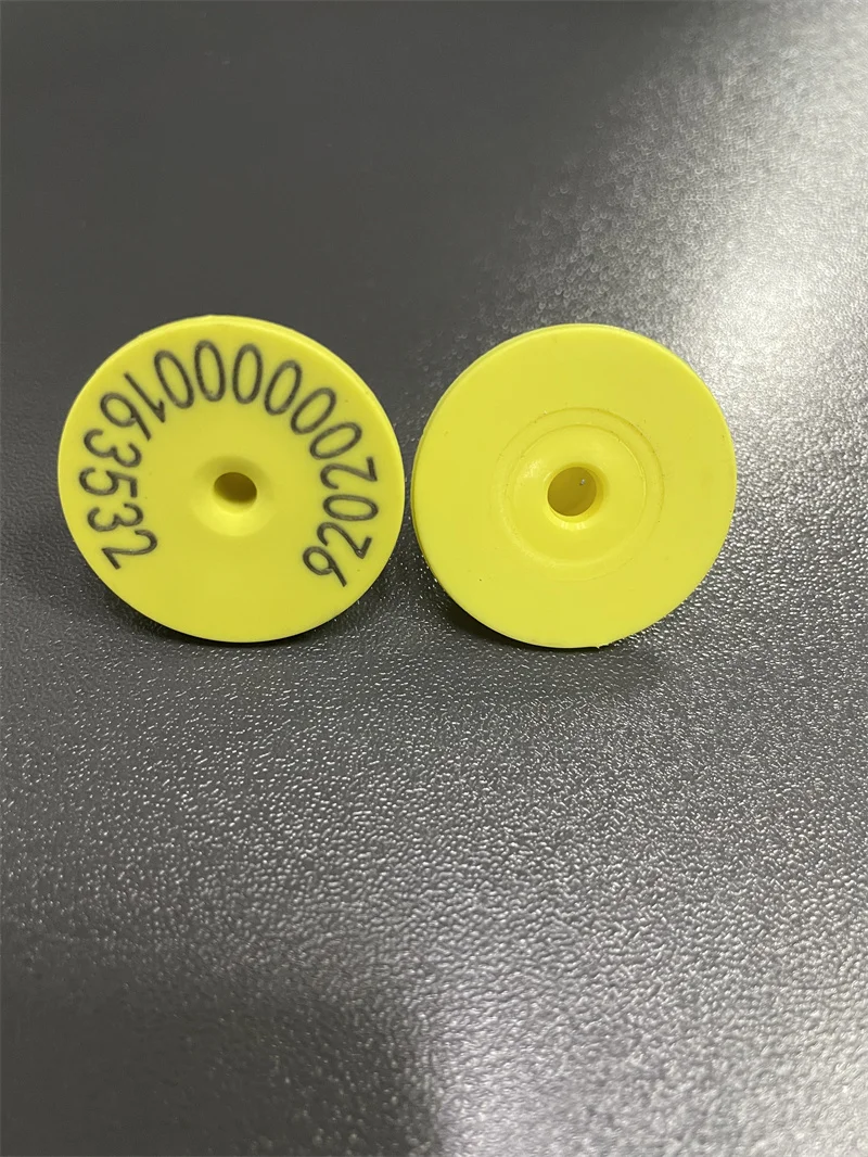 UHF ISO 18000-6C RFID Animal Ear Tags for Cattle & Sheep