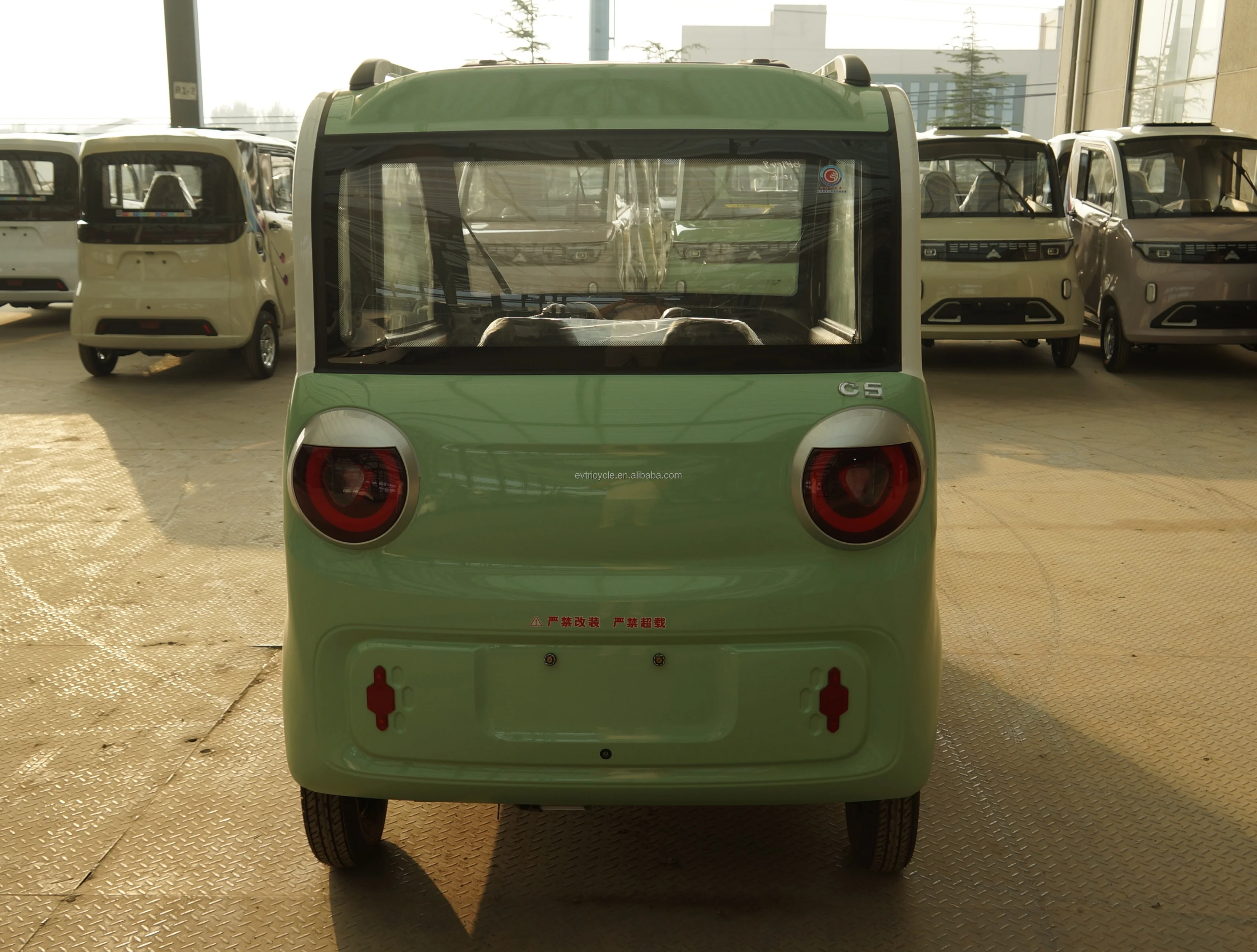 Hot Sell 4 Wheel EV China Car - Tiny Microcar with 40 Km Speed