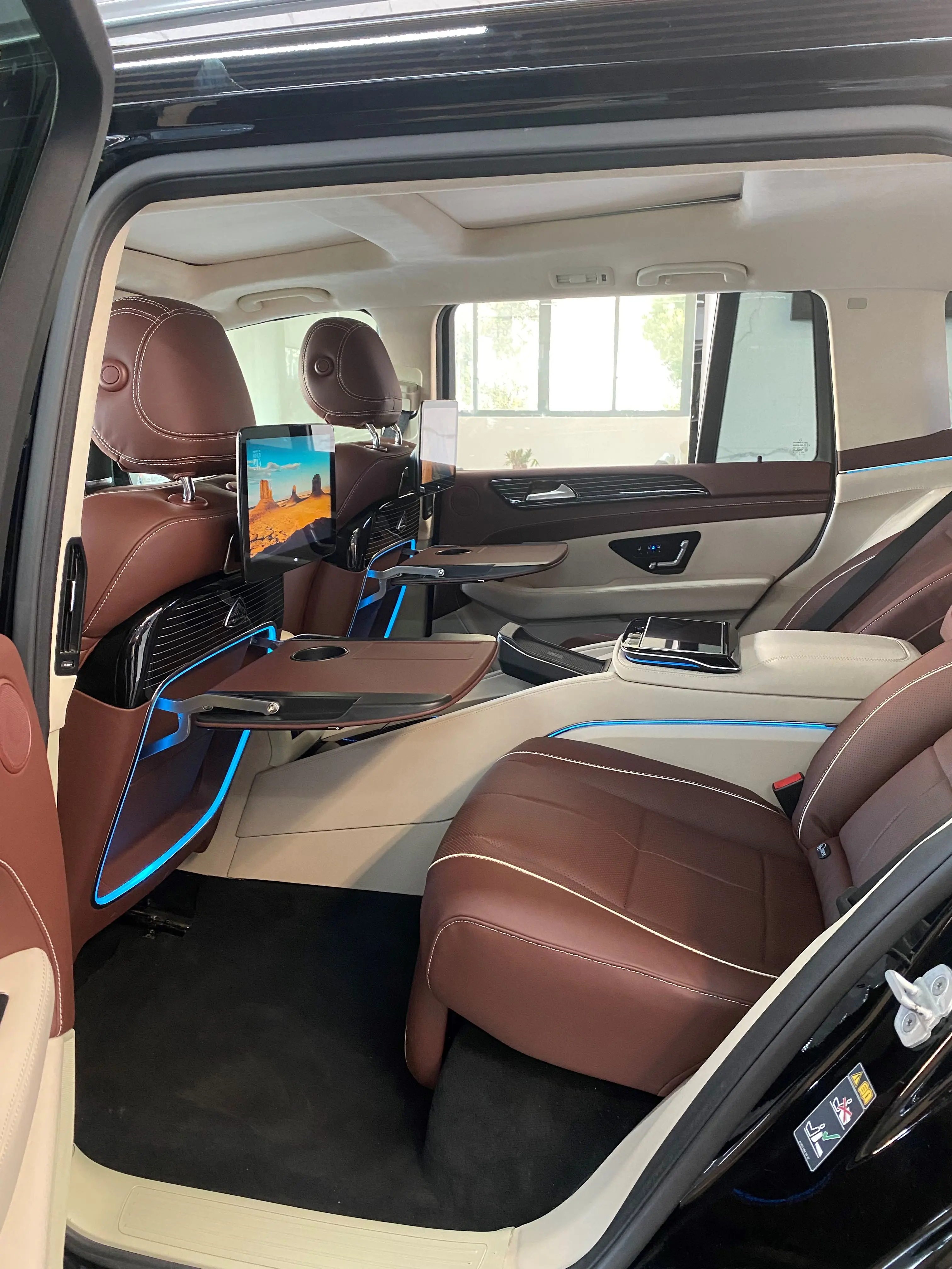 GL Maybach Interior Luxury Rear Seat Upgrade Kit for GL350