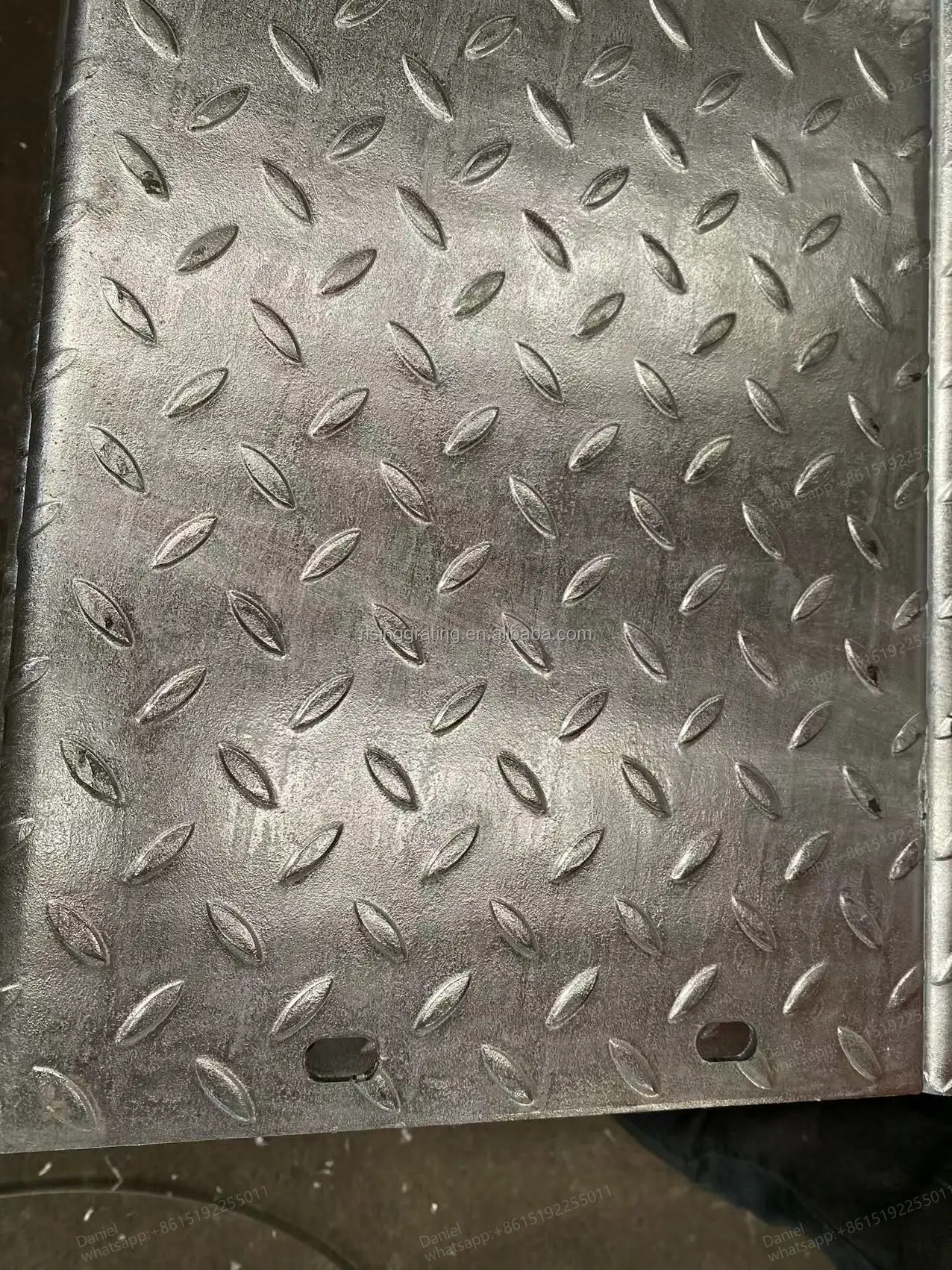 Galvanised Diamond Steel Checker Plate Stair Treads