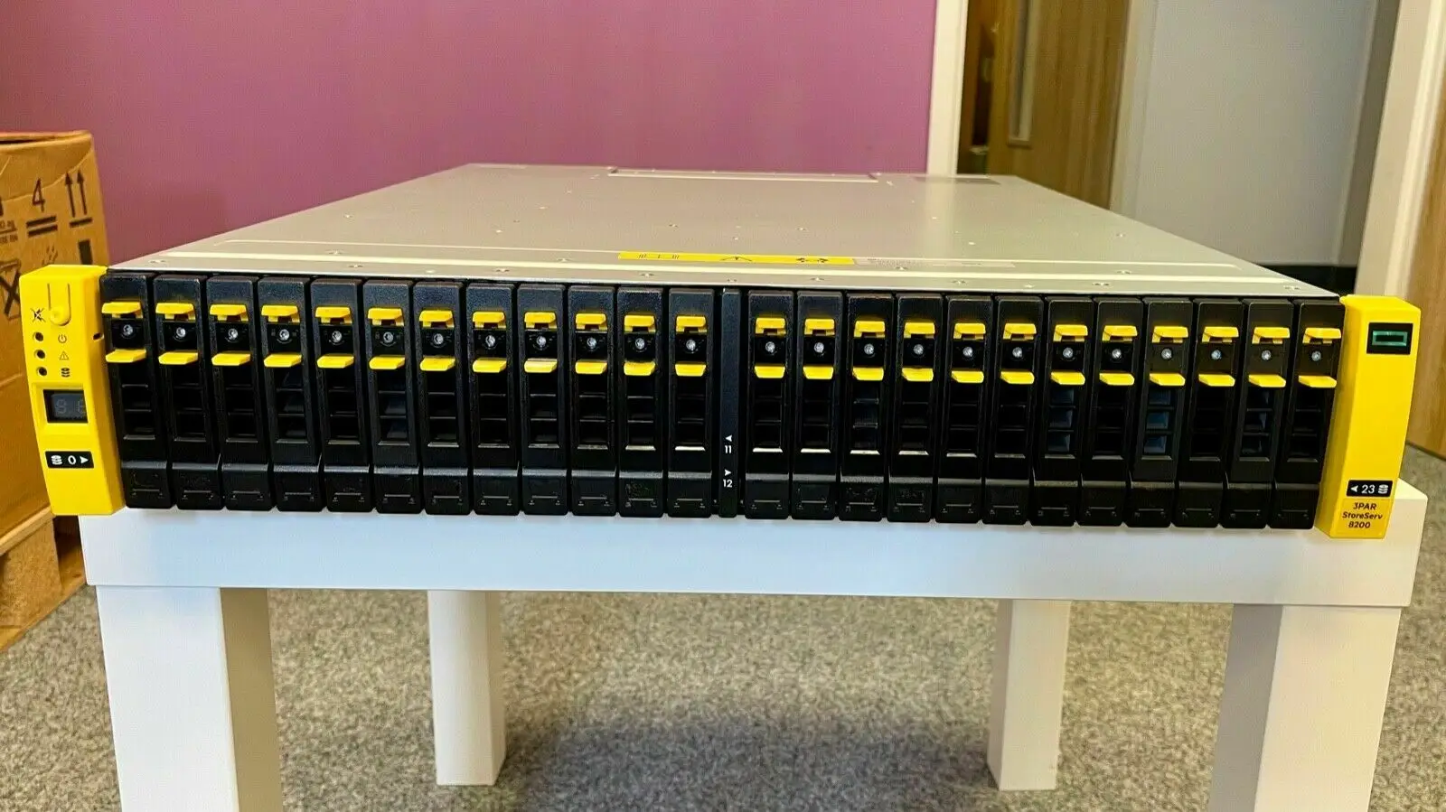 ใช้ HPE 3PAR StoreServ 8200 2-node Storage Base - ชุดฮาร์ดไดรฟ์แบบไม่มี ...