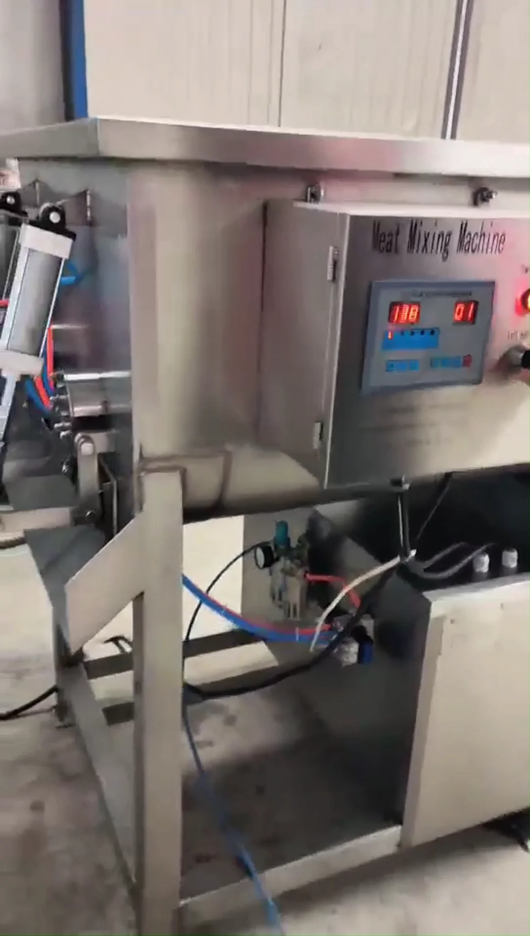 Industrial Food Sausage Kubba Minced Meat Stuffing Mixing Blender Motorized Meat Mixer ...