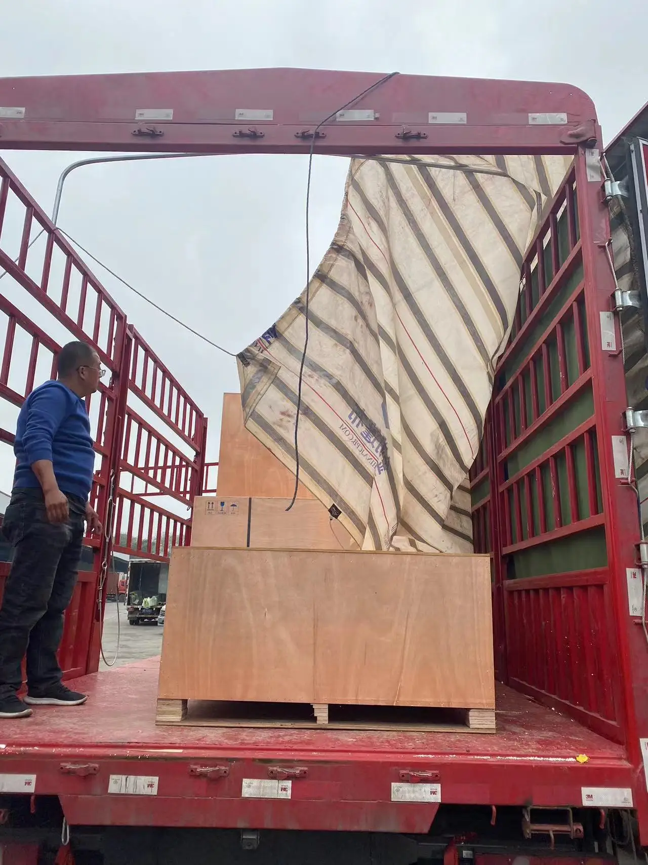 Zoomlion Truck Crane Electrical Operated Directional Control Valve ...