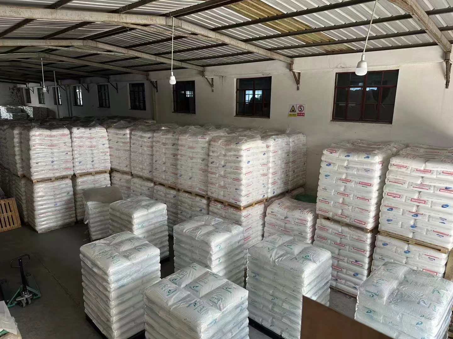 Lotte Chemical Titan HDPE Granules Food Grade Polyethylene LDPE for ...