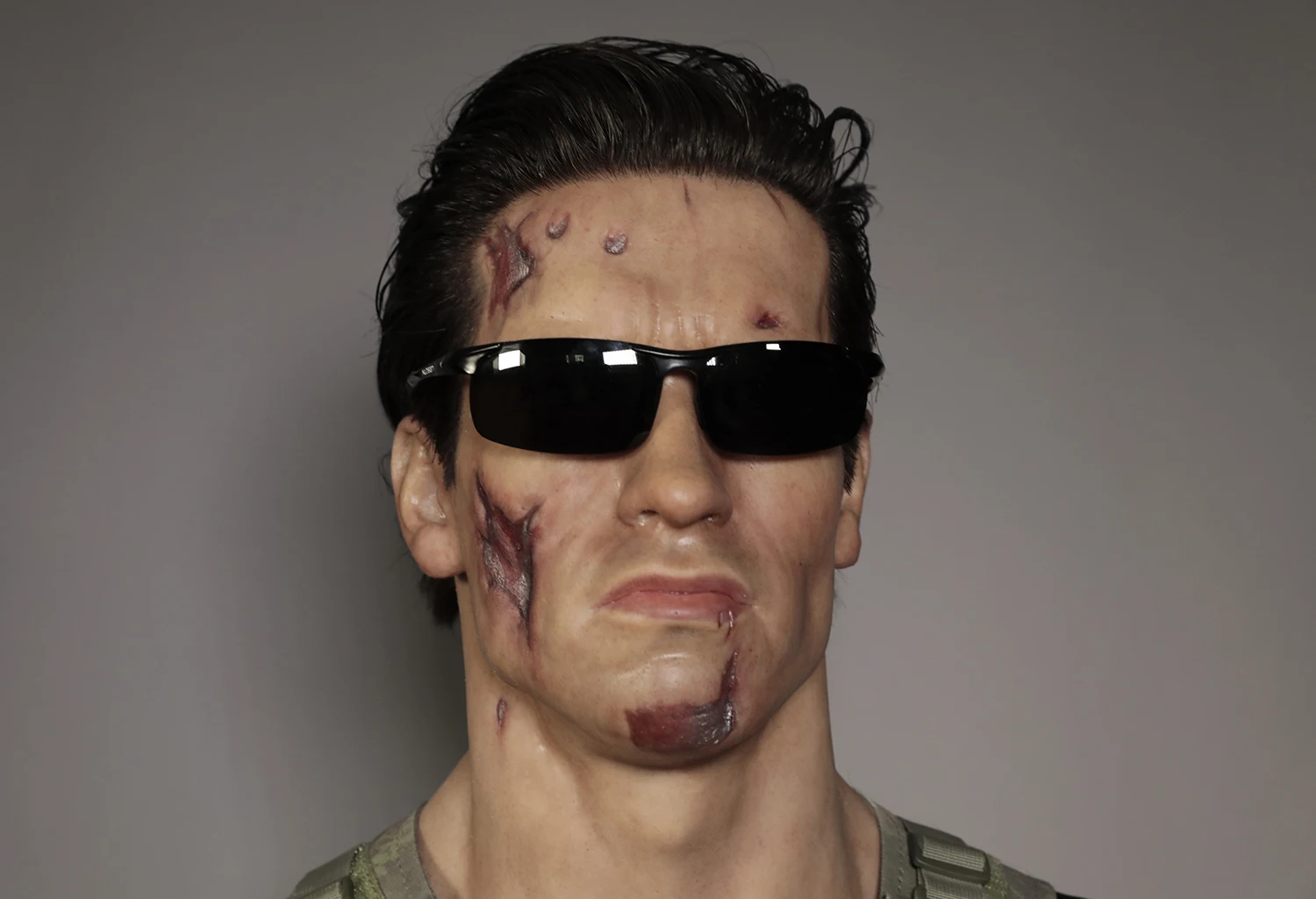 Hyper Realistic Custom Life Size Silicone Terminator Statue