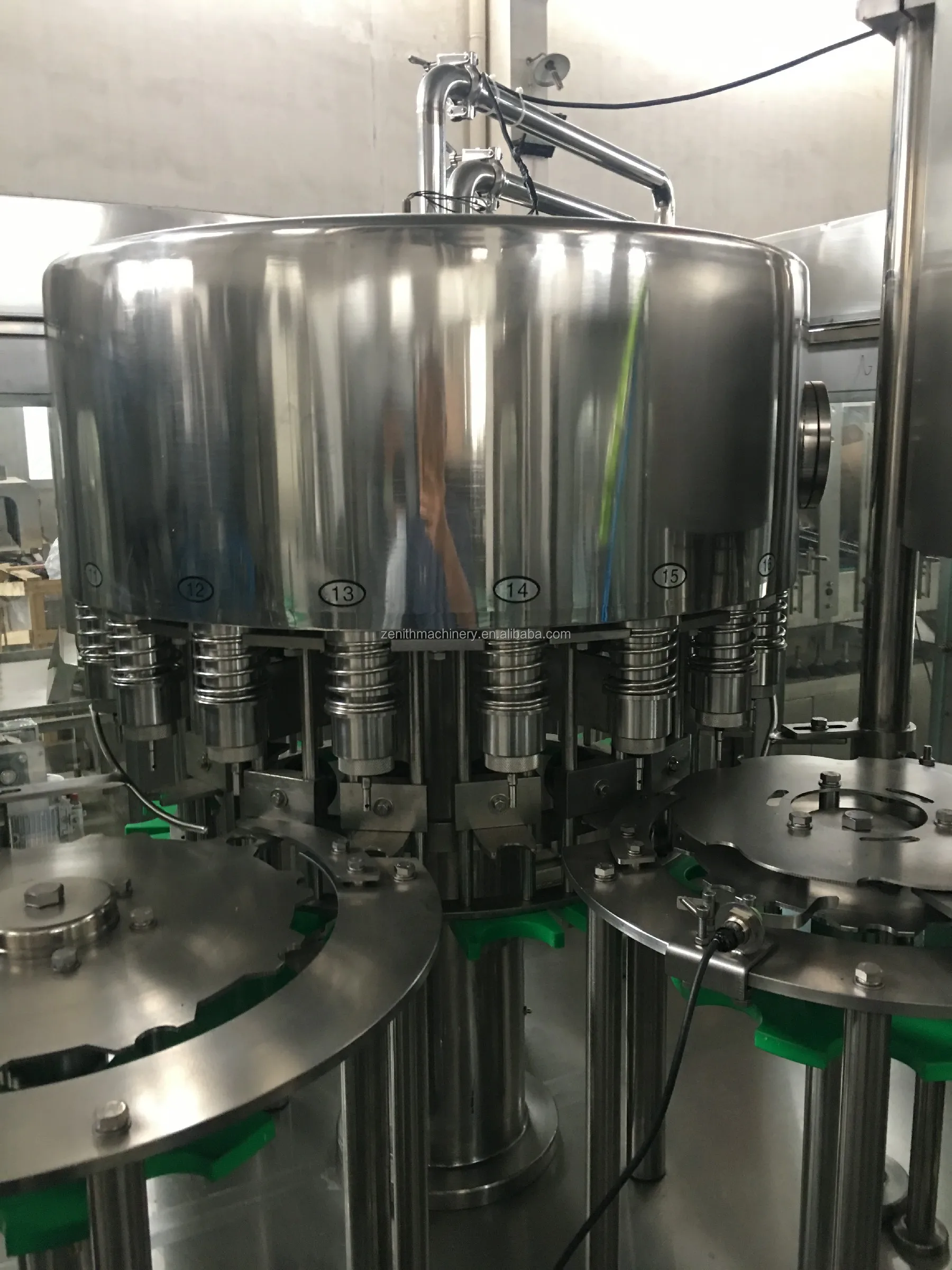 7000bph Automatic Water Bottle Filling Machine Cgf18-18-6 - Buy ...