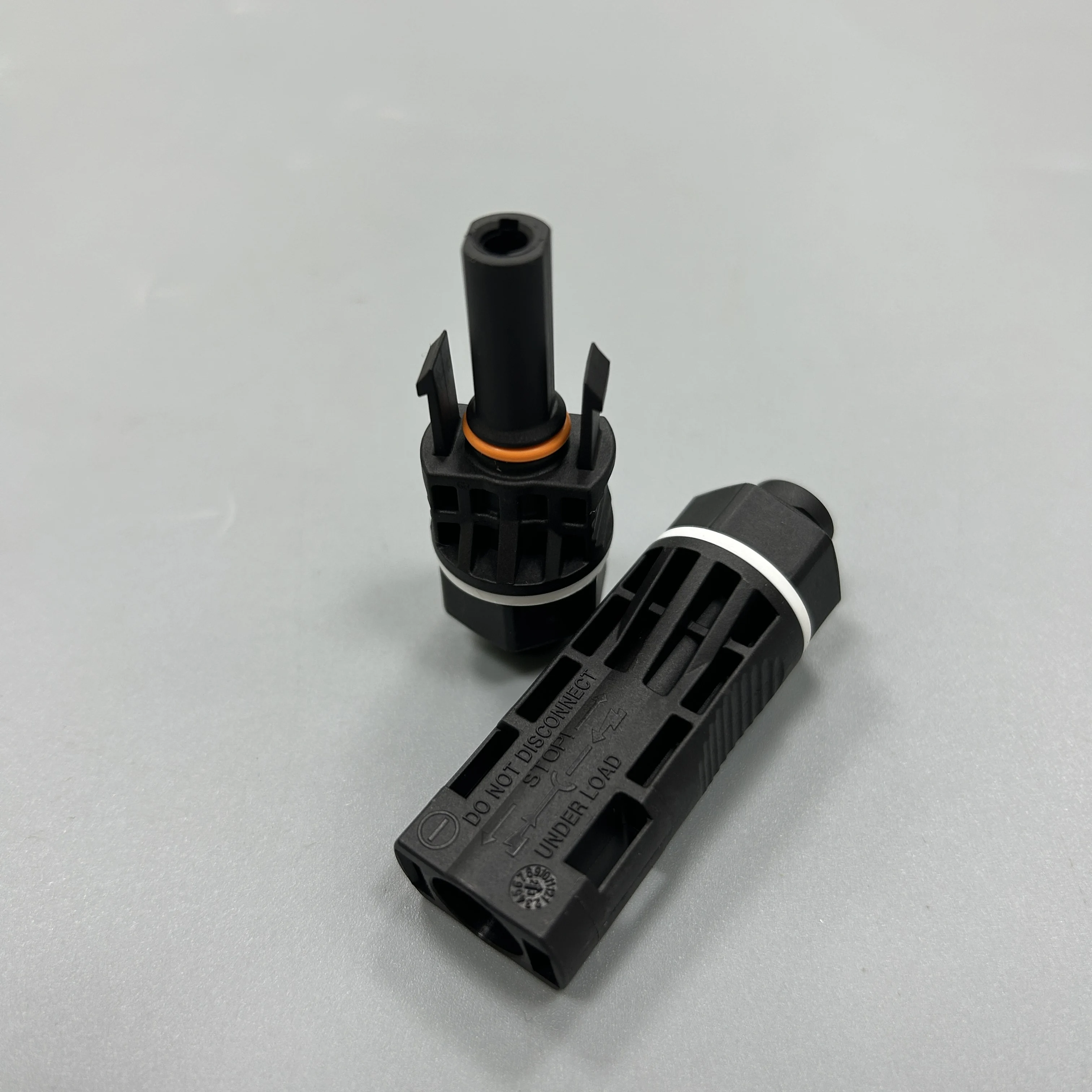 Photovoltaic Connector Board End Photovoltaic Solar Panel Plug Socket ...