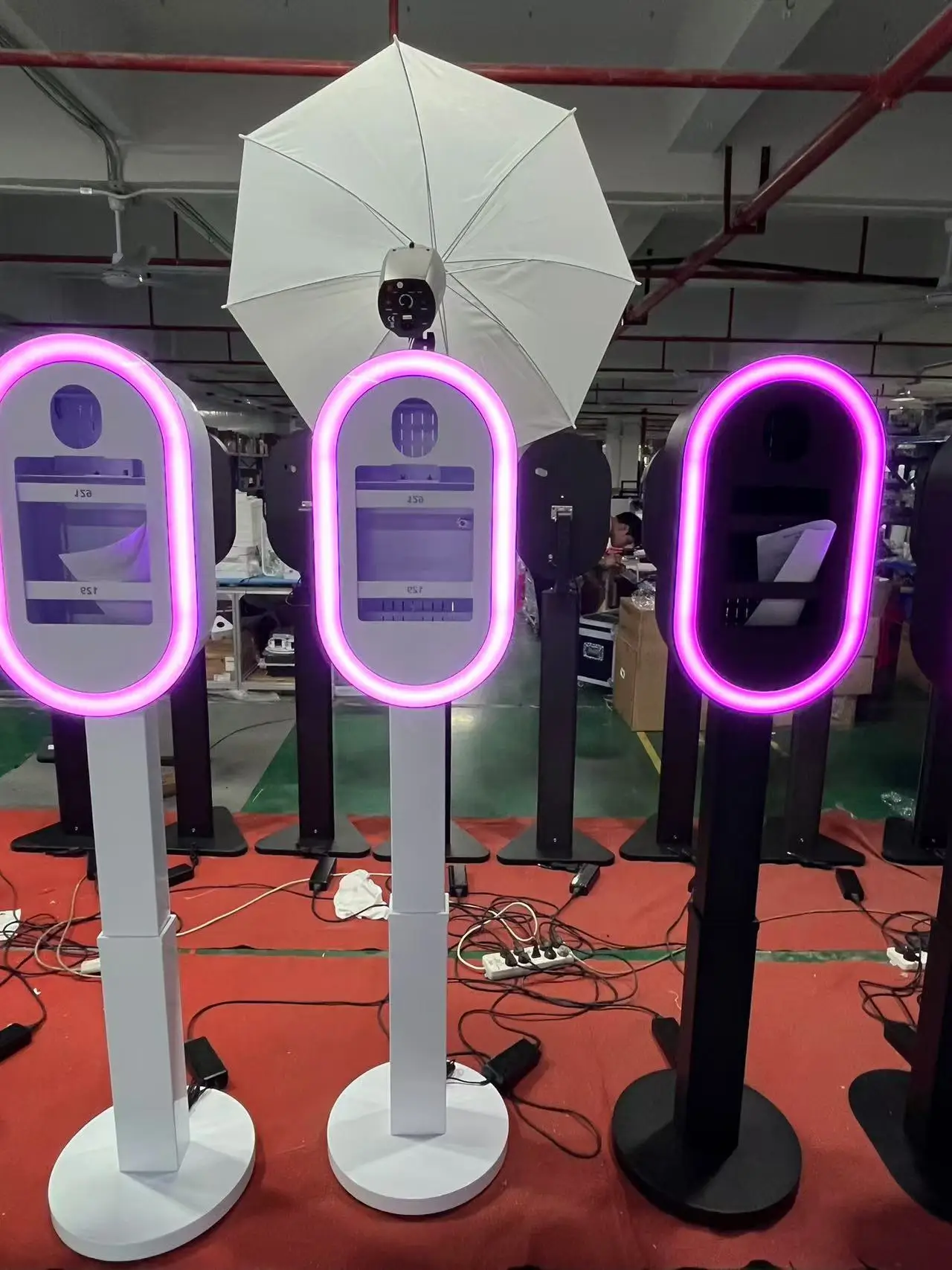 2025 New Oval Faceplate Photo Booth RGB Light Photobooth