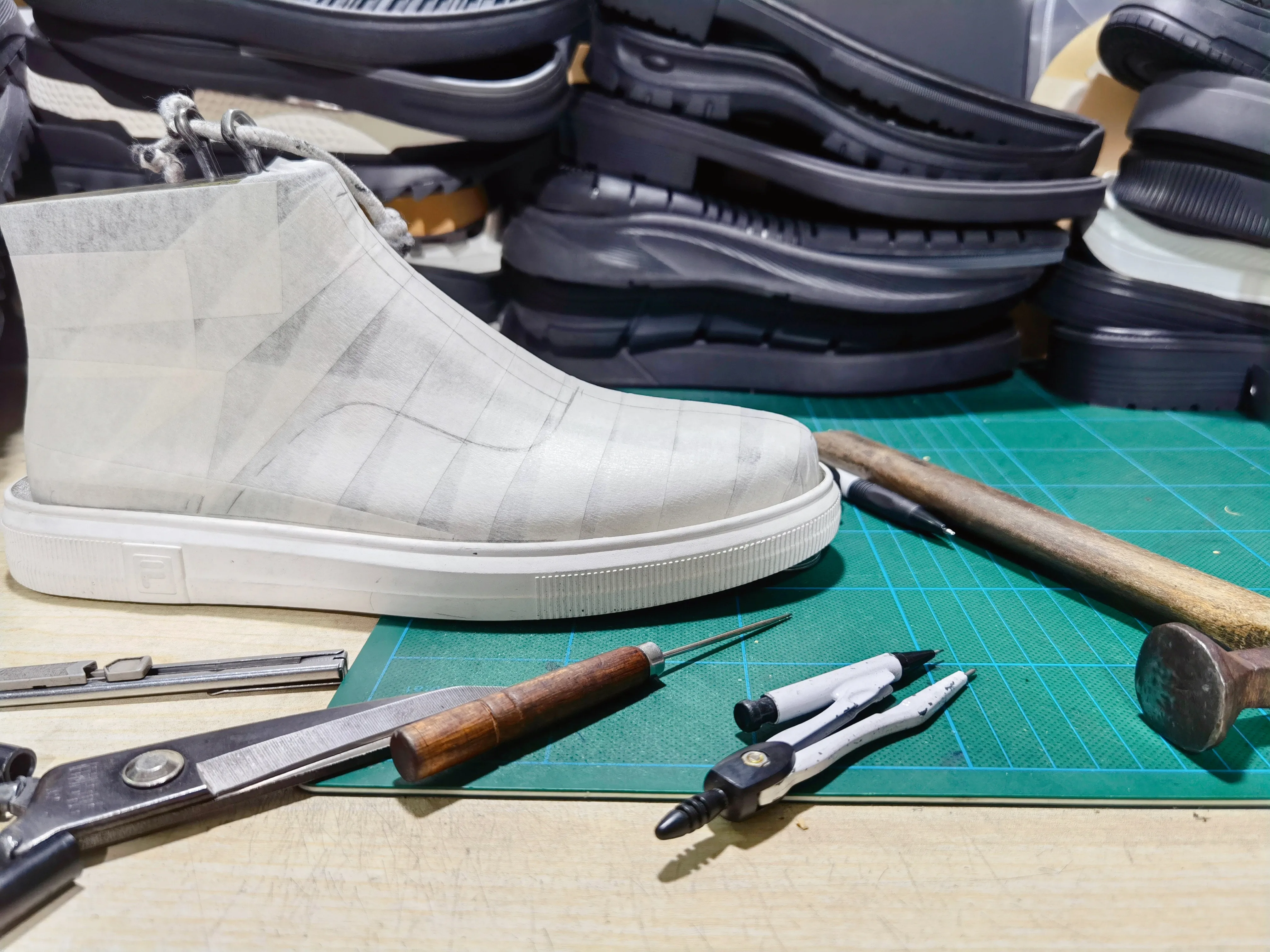 LANCI China Shoe Manufacturers for Men Pure Leather Shoes Customizable ...