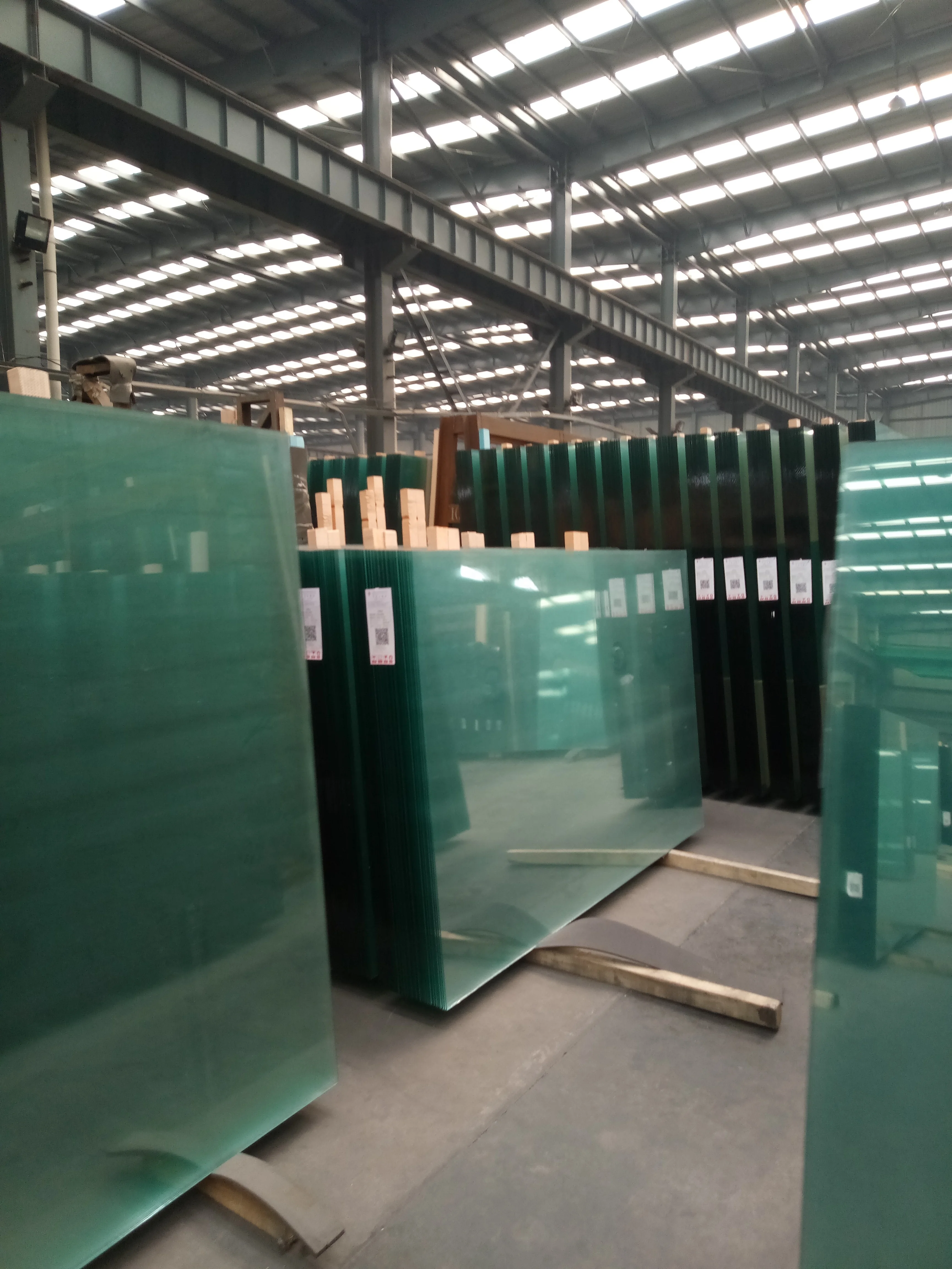 High Quality Clear Float Glass - Perfect for Office Decor