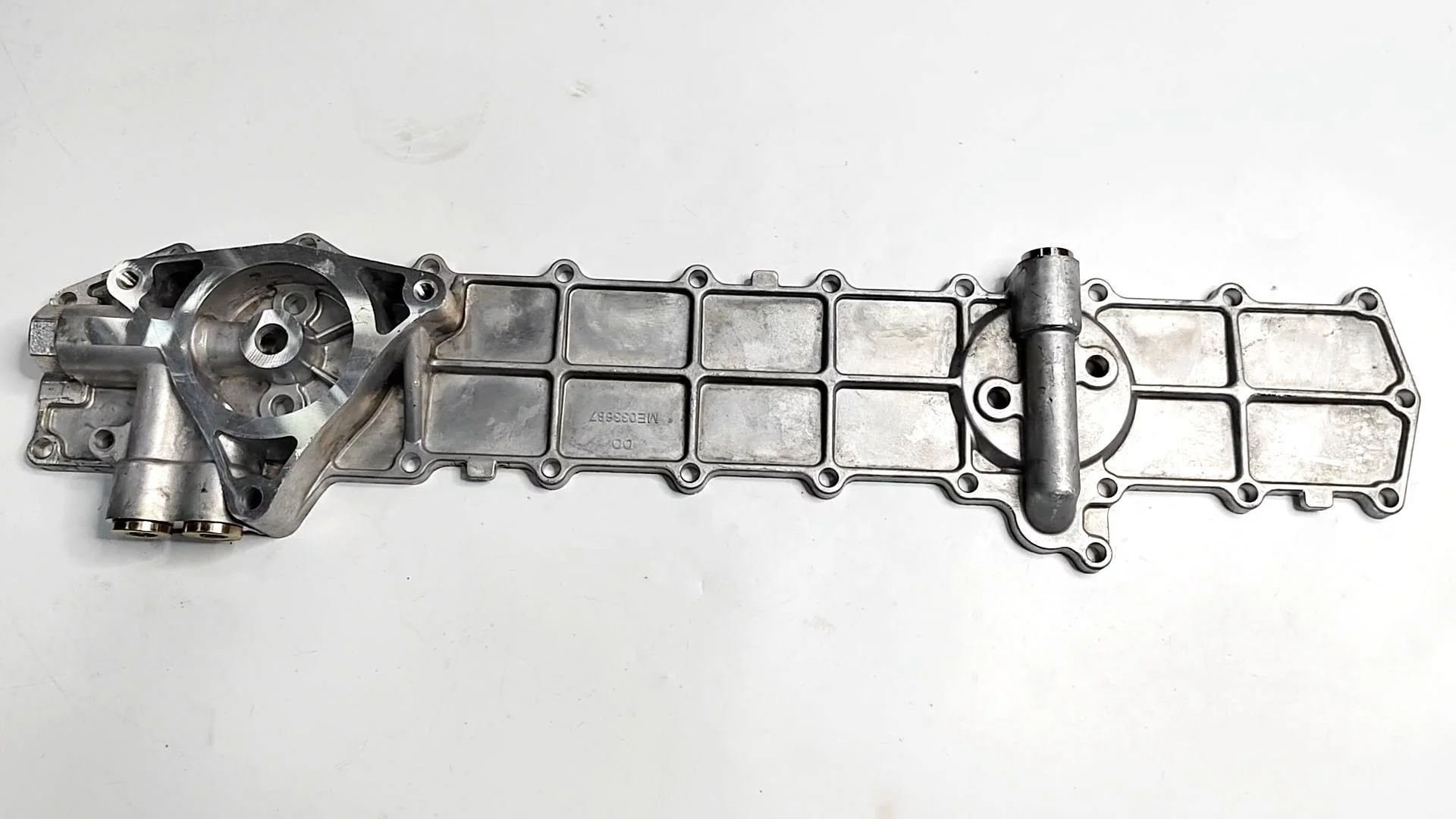 Me033687 Me034570 Me034573 Me074185 6d14 6d15 Oil Cooler Cover For ...