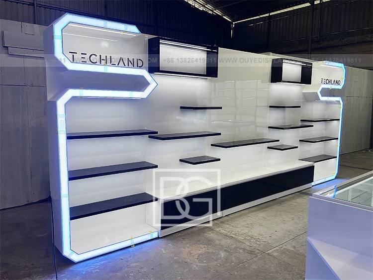 Shopify Mobile Phone Showcase - Customized Design & Quality